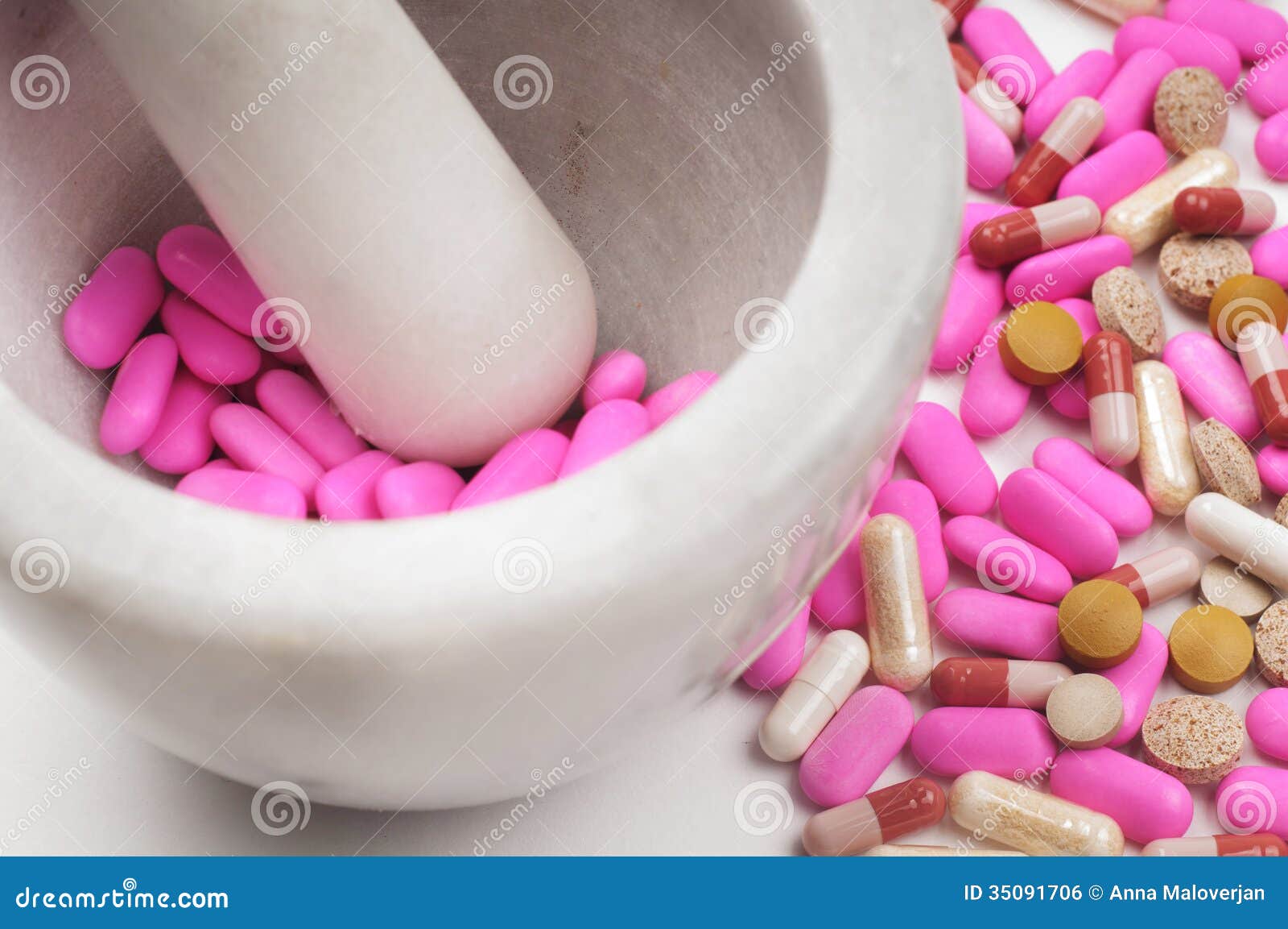 Pink drugs (tablets) stock photo. Image of dose, pharmacy - 35091706