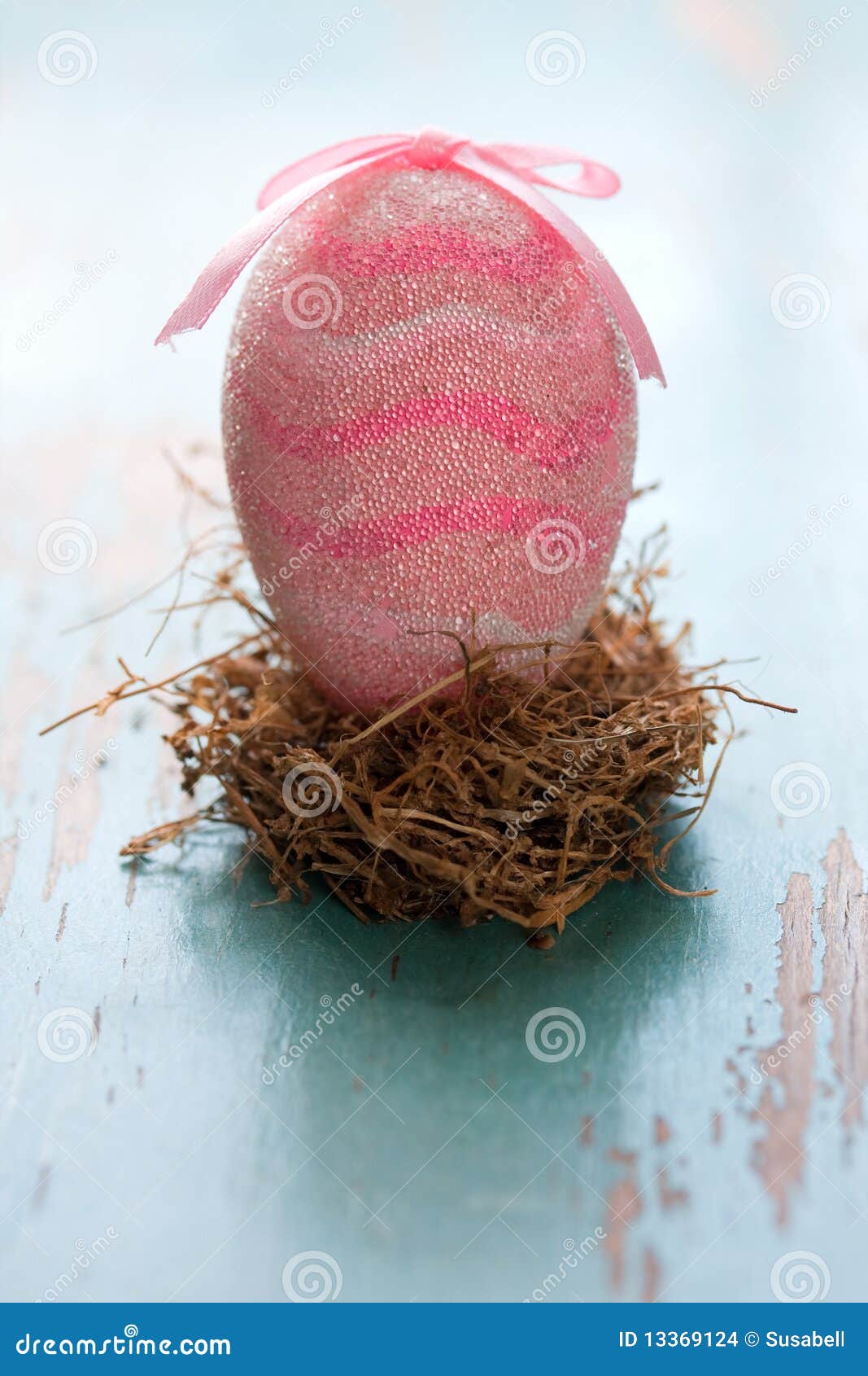 Pink Easter Egg stock photo. Image of spring, holiday - 13369124