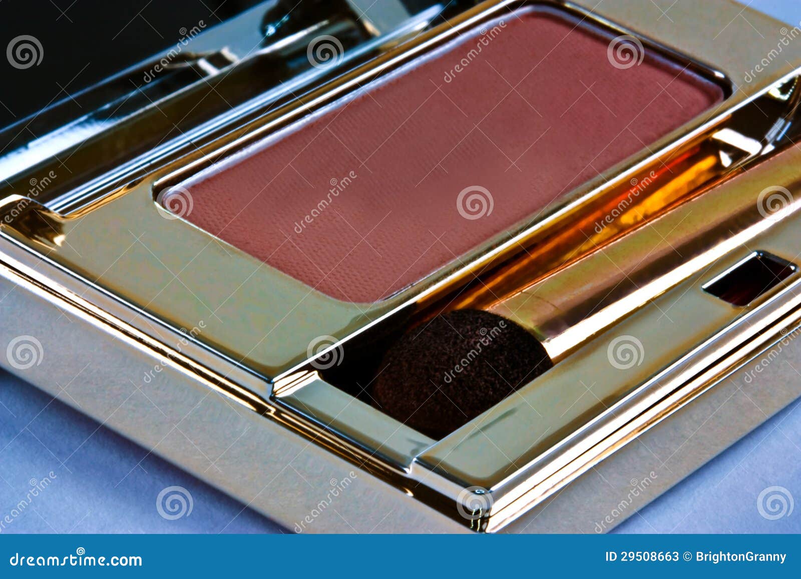 Eye shadow compact stock image. Image of powder, golden - 29508663