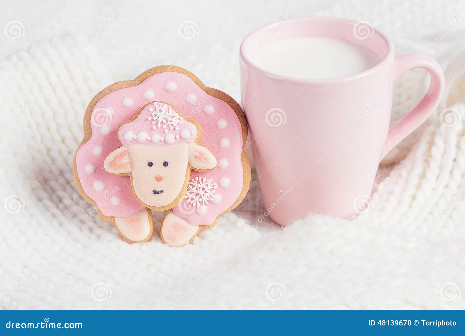 Pink Gingerbread Sheep with Cup of Milk on White Knitted Background ...