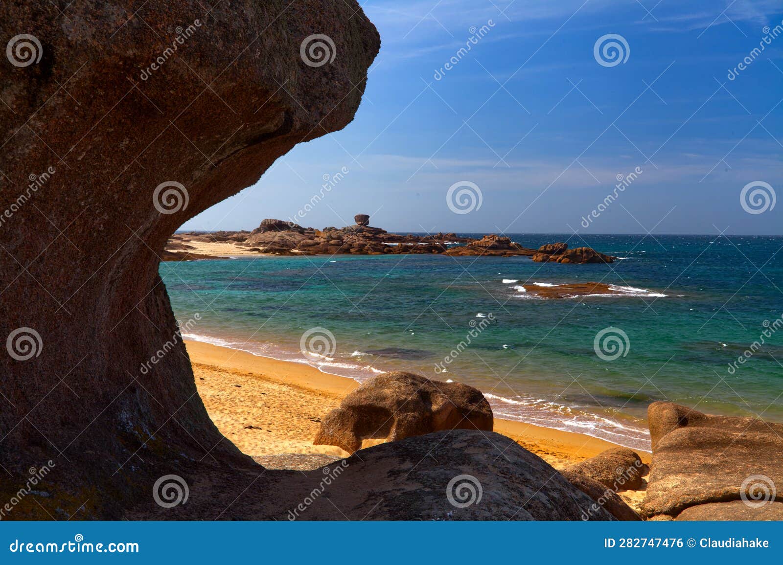 Pink Granit Rocks on a Beach in Brittany Stock Photo - Image of ärmel ...