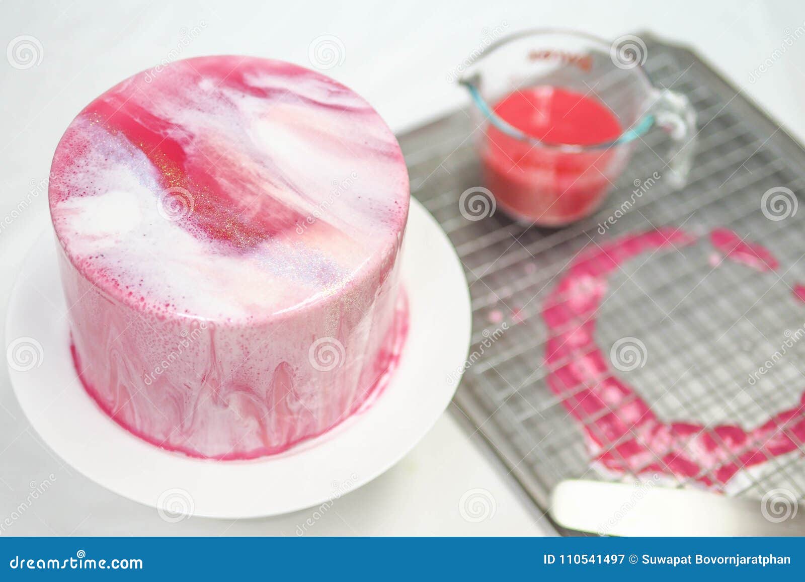 Pink Marble Mirror Glaze Cake. Stock Image - Image of beautiful, food ...