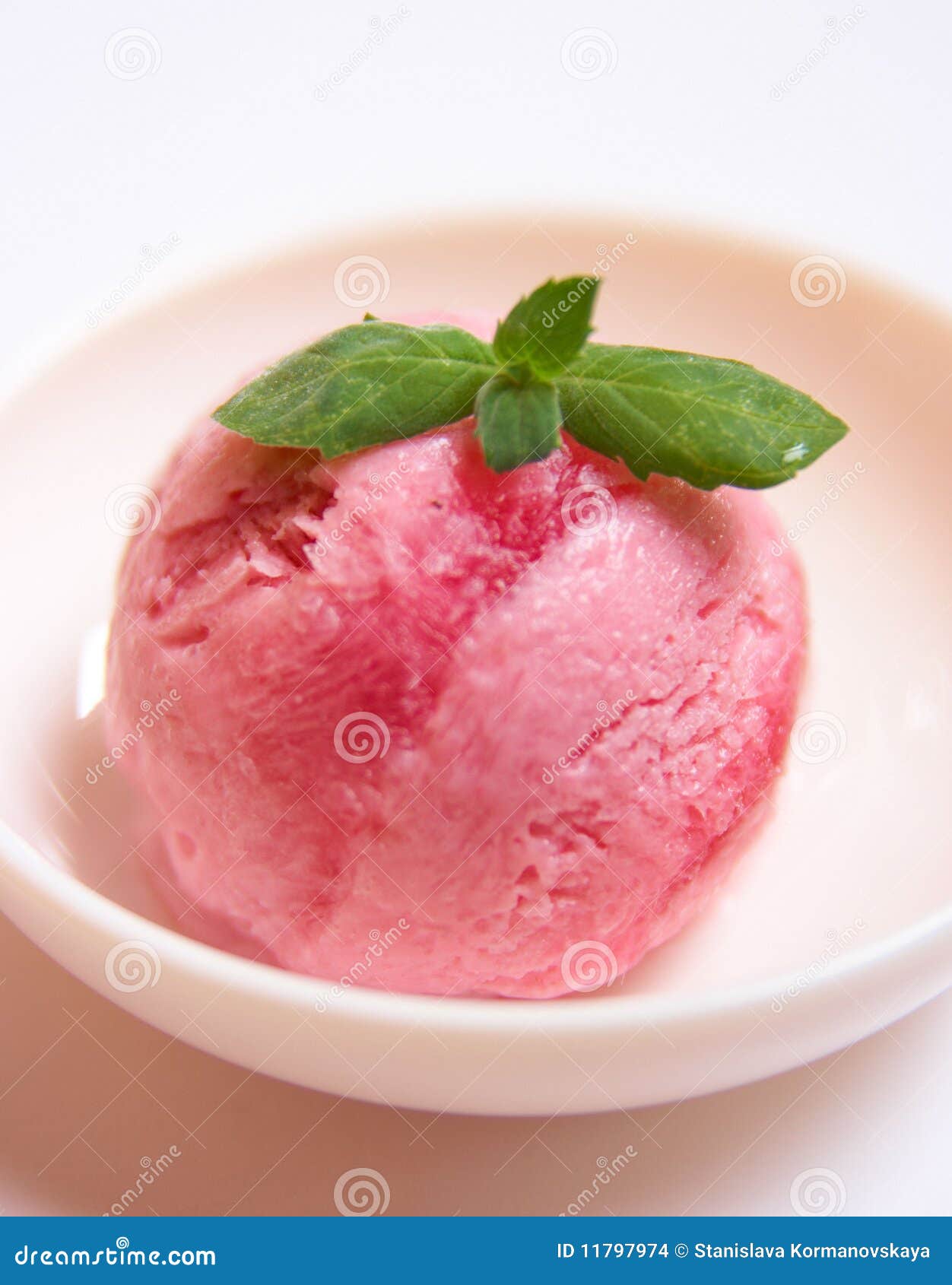 Pink raspberry icecream stock photo. Image of summer - 11797974