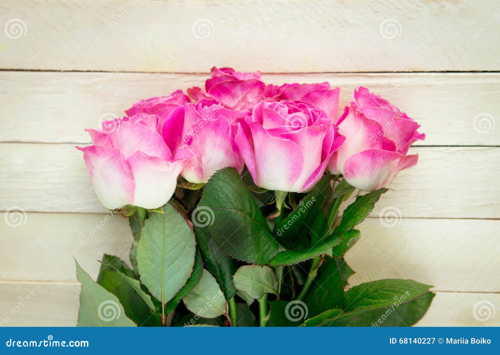 Pink Roses on the Wooden Table Stock Image - Image of beautiful, roses ...