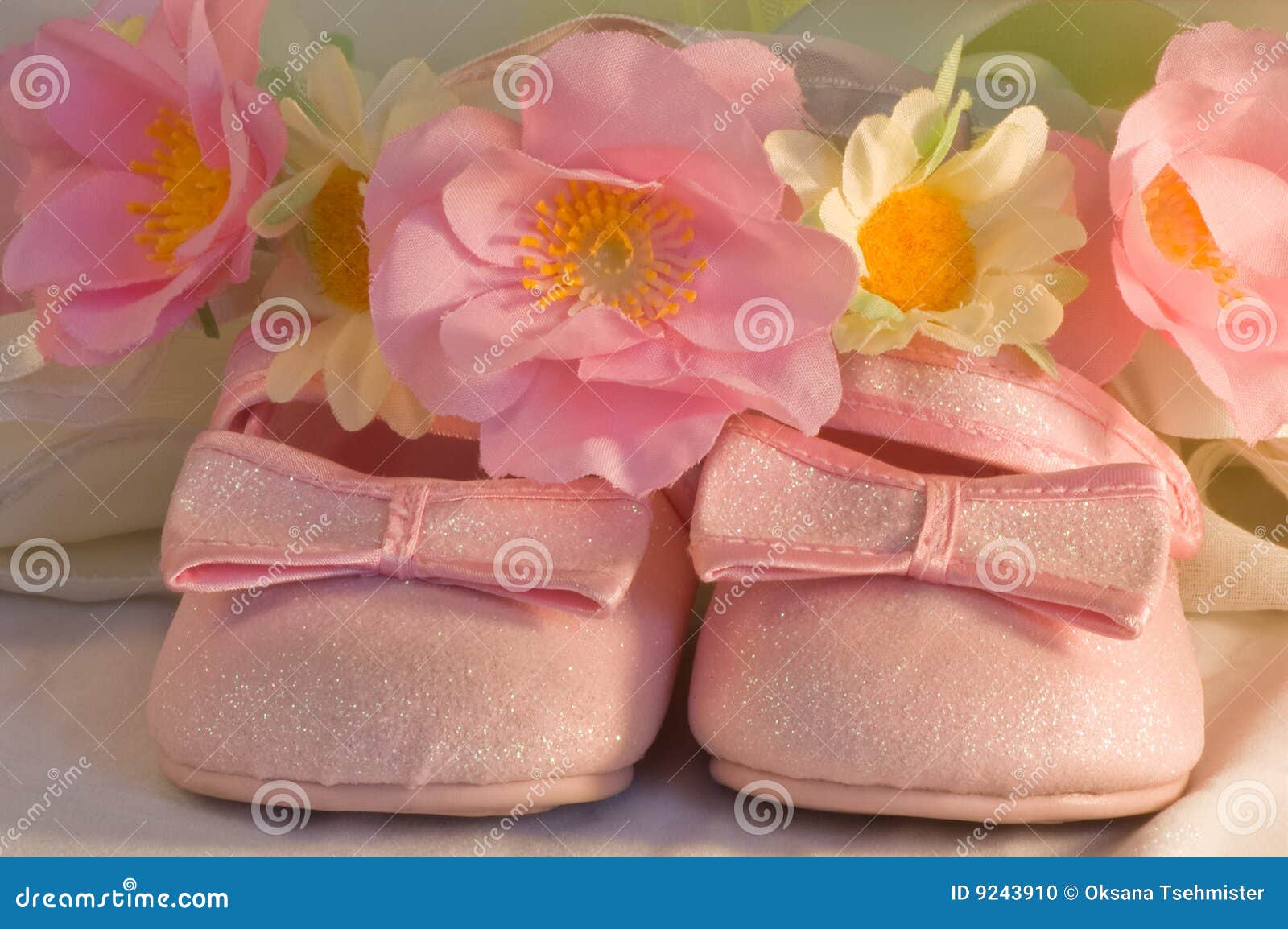 Pink Shoes for a Little Baby Stock Photo - Image of holiday, brilliance ...