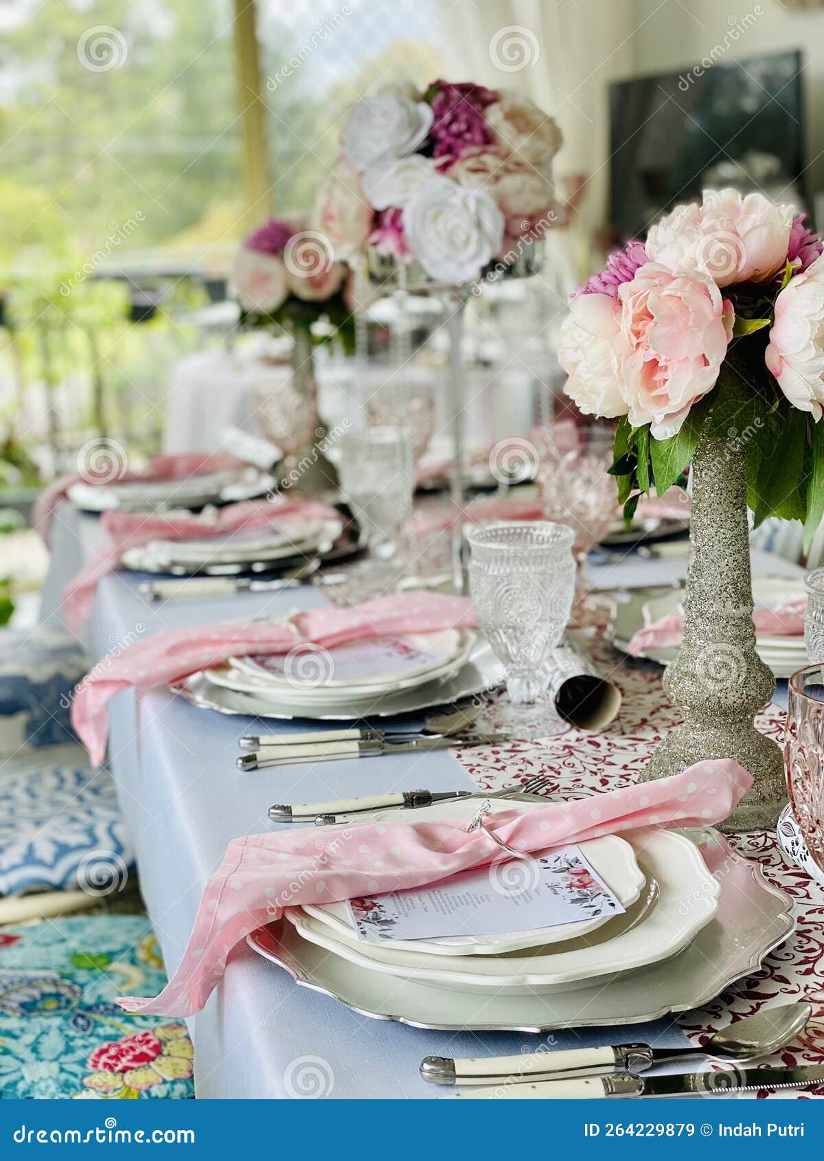Pink and Silver Party Theme and Table Setting Stock Image - Image of ...