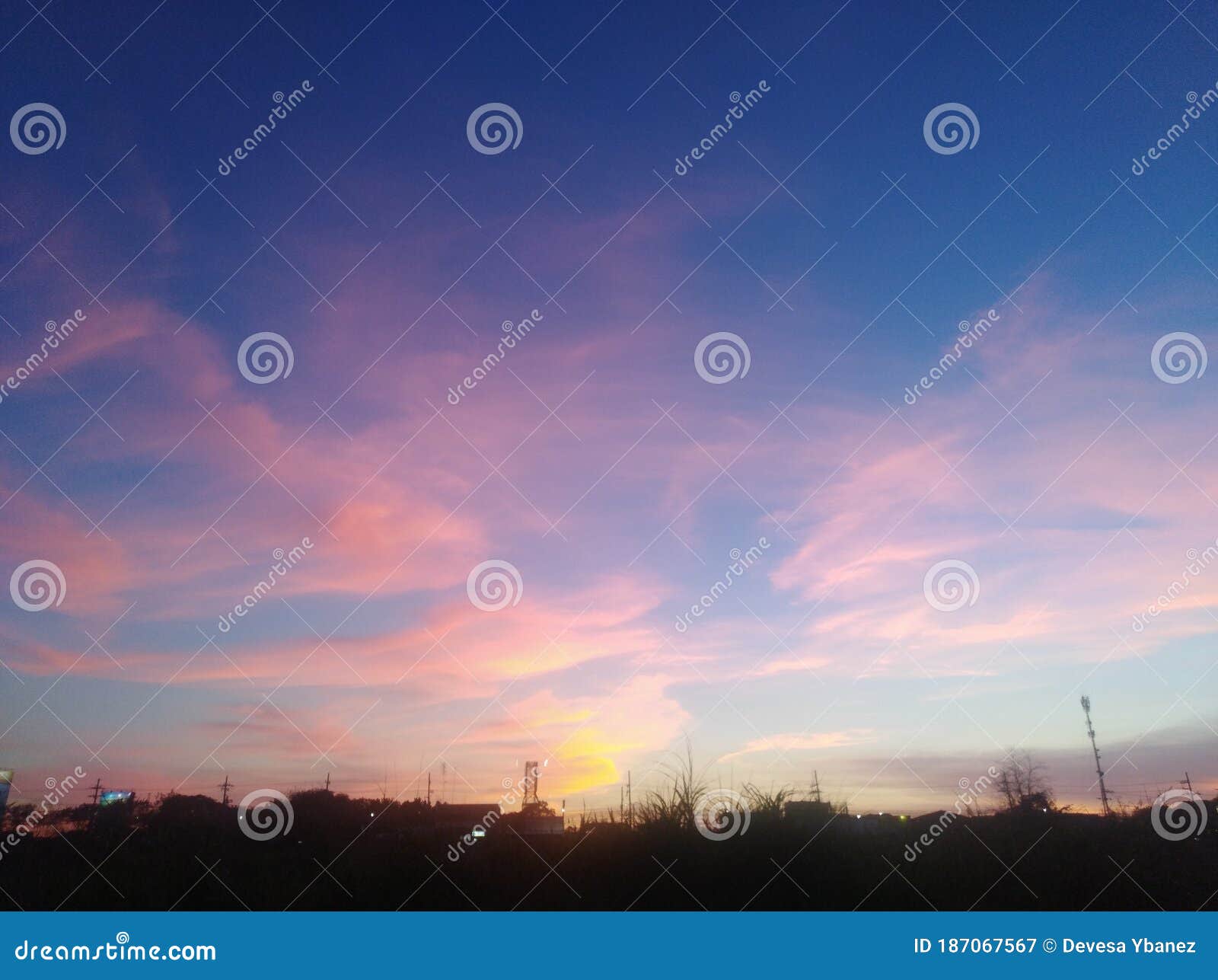 Pink sky of sunset stock image. Image of dusk, evening - 187067567