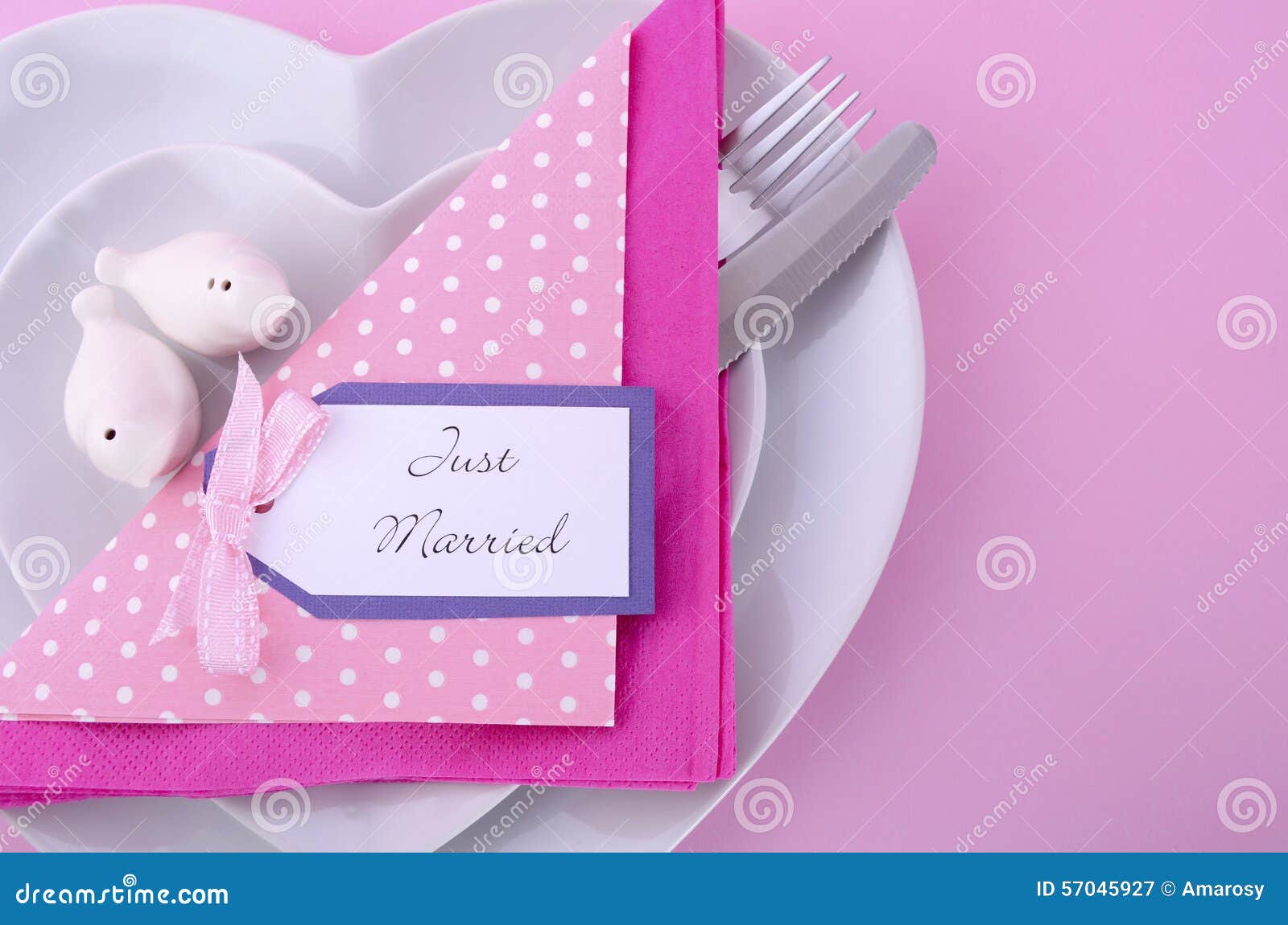 Pink Theme Wedding Table Place Setting. Stock Image - Image of pepper ...