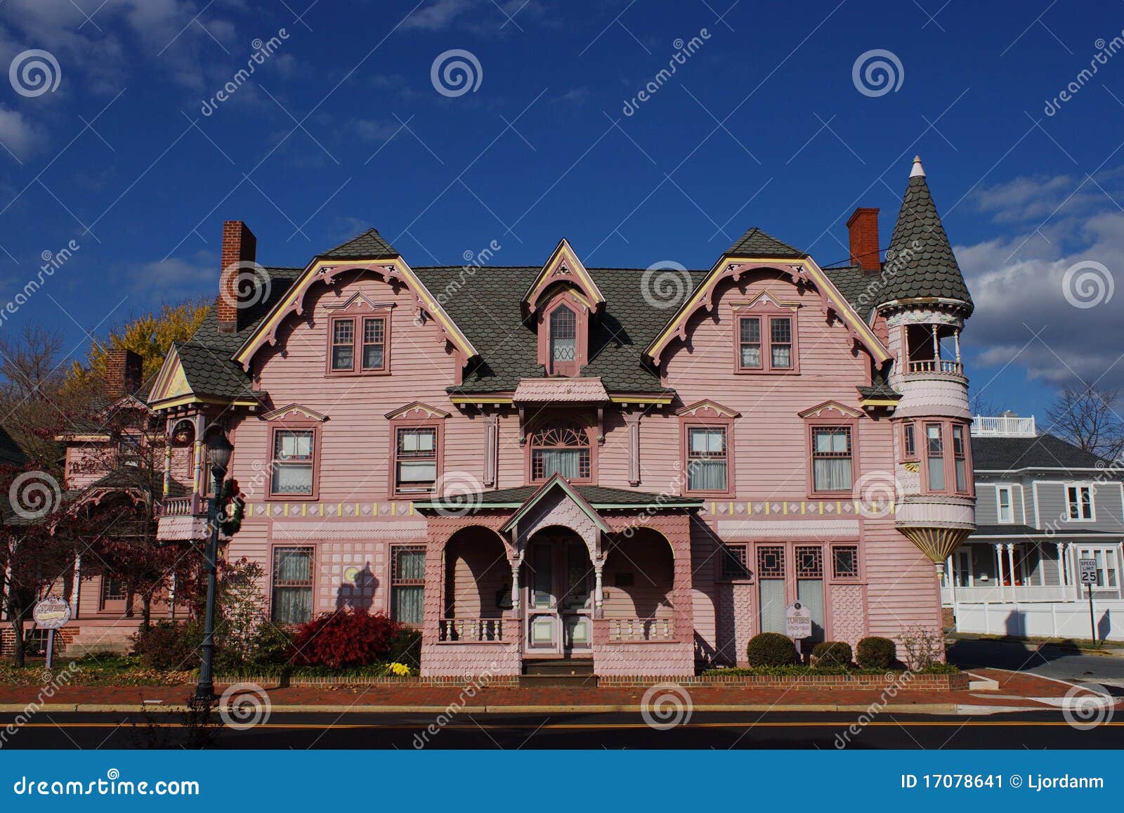Pink Victorian House stock image. Image of historic, brac - 17078641