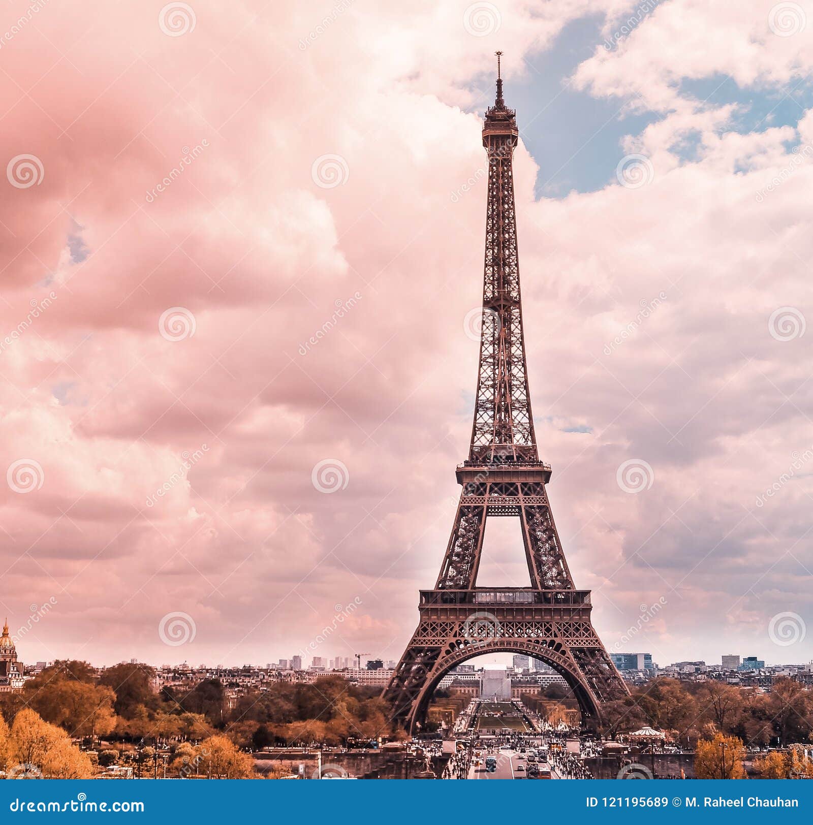 Pink Sky Paris Over Eiffel Tower Night Stock Photos - Free & Royalty ... Pink Sky Paris Over Eiffel Tower Night Stock Photos - Free & Royalty ...