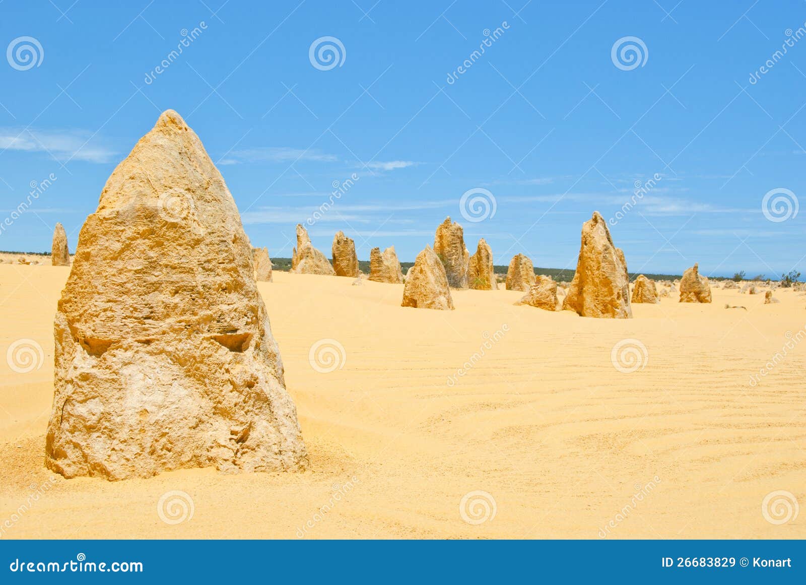 Pinnacle Desert at Nambung NP Western Australia Stock Image - Image of ...