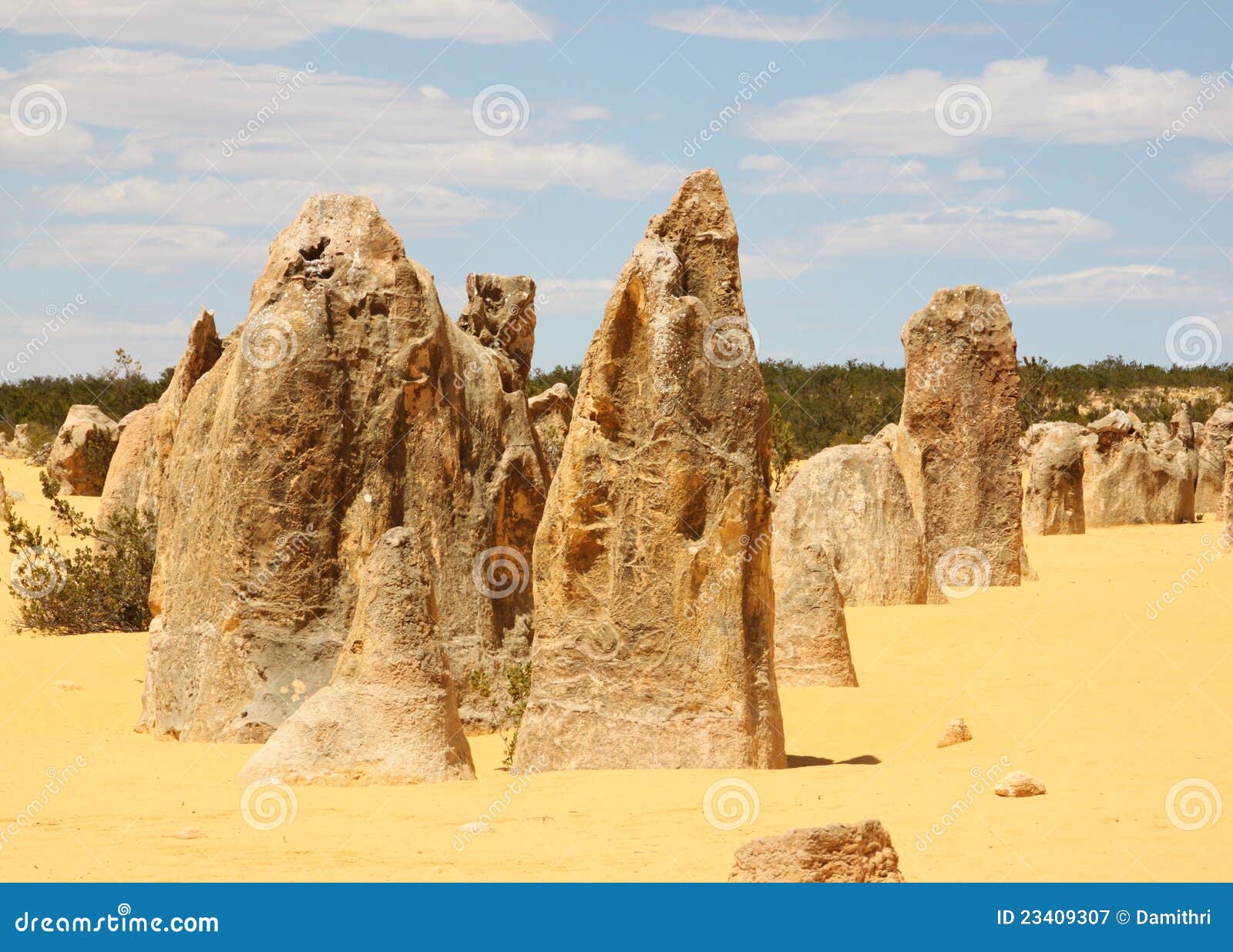 Pinnacles Western Australia Stock Image - Image of outcrop, western ...
