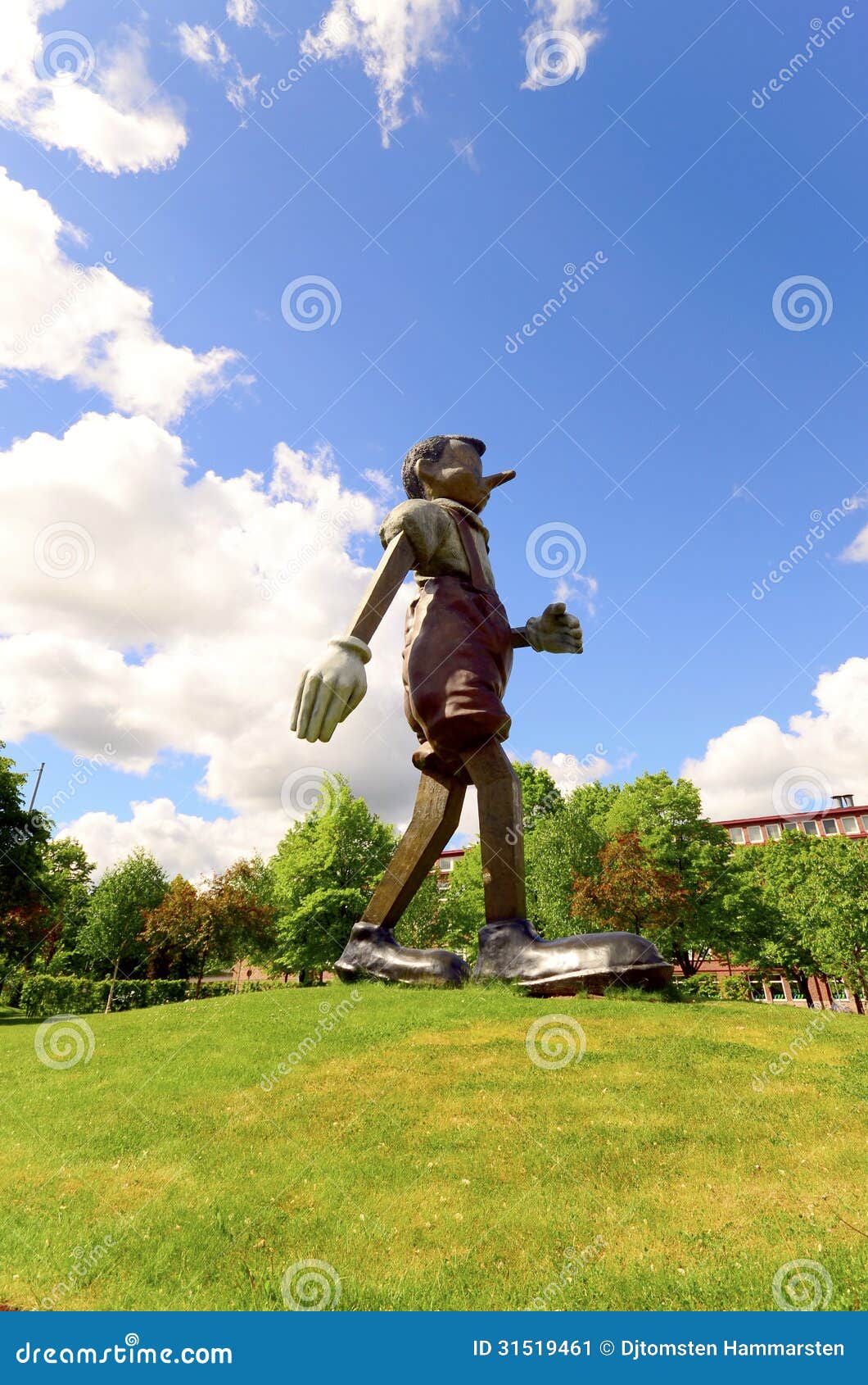 Pinocchio-Statue stockbild. Bild von italienisch, metapher - 31519461