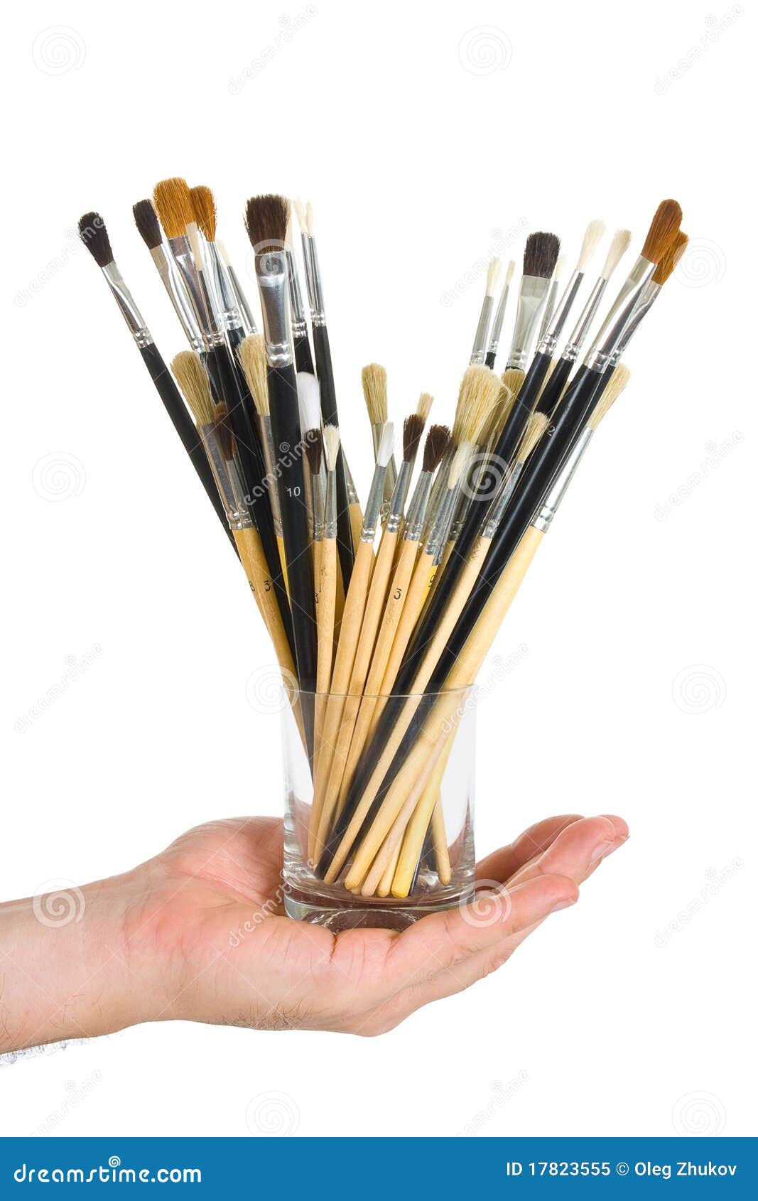 Pinsel in der Hand stockbild. Bild von werkstatt, hintergrund - 17823555