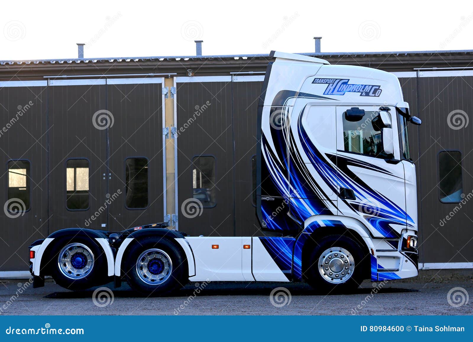 Pinstripe Design on Next Generation Scania S500 Truck Editorial Image ... Pinstripe Design on Next Generation Scania S500 Truck Editorial Image ...