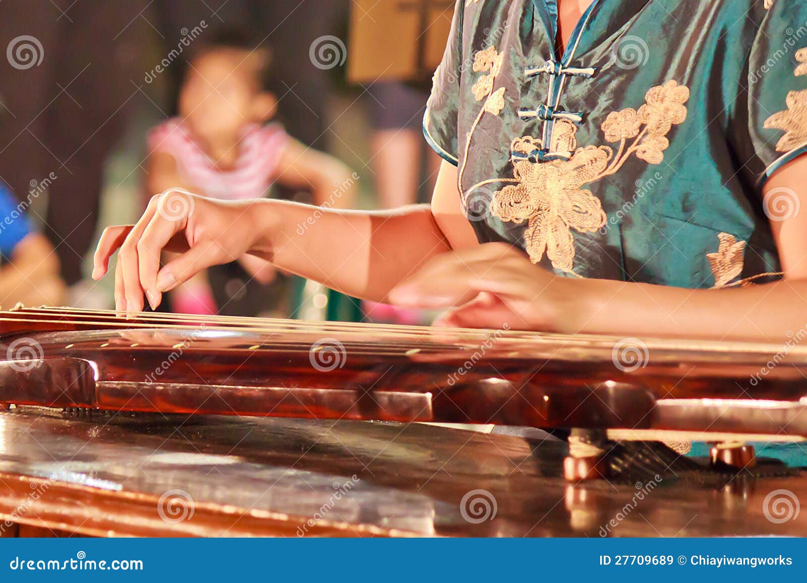 Pipa playing stock image. Image of life, work, national - 27709689