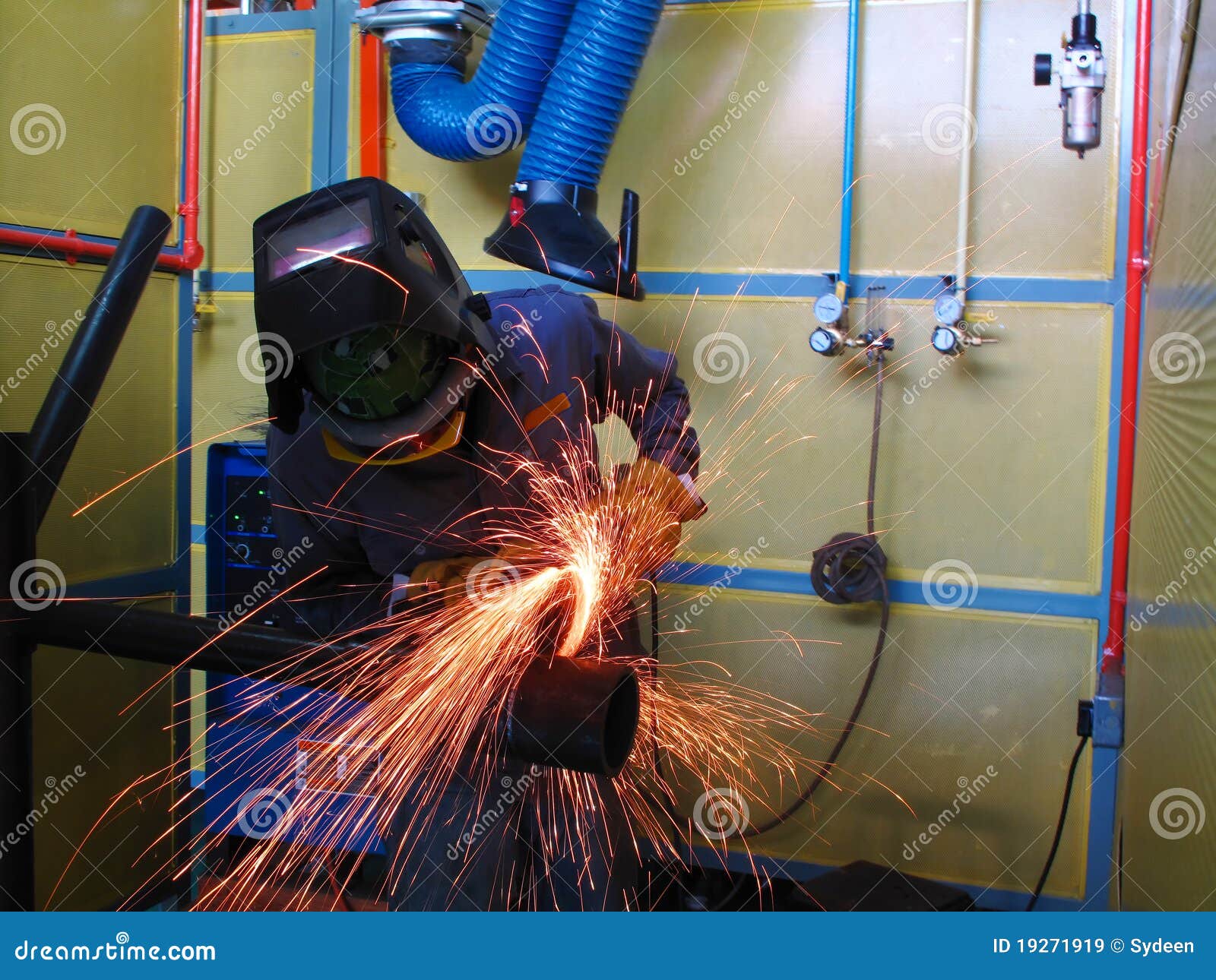 Pipe grinding stock image. Image of burning, oxyacetylene - 19271919