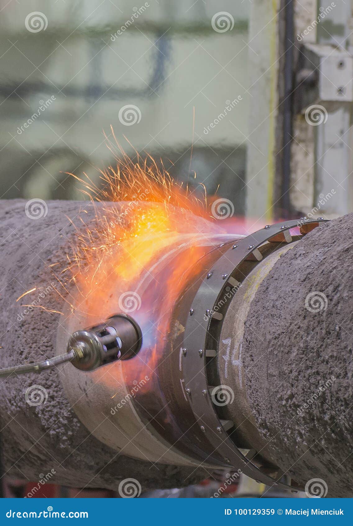 Pipe joint coating vessel stock image. Image of construction - 100129359