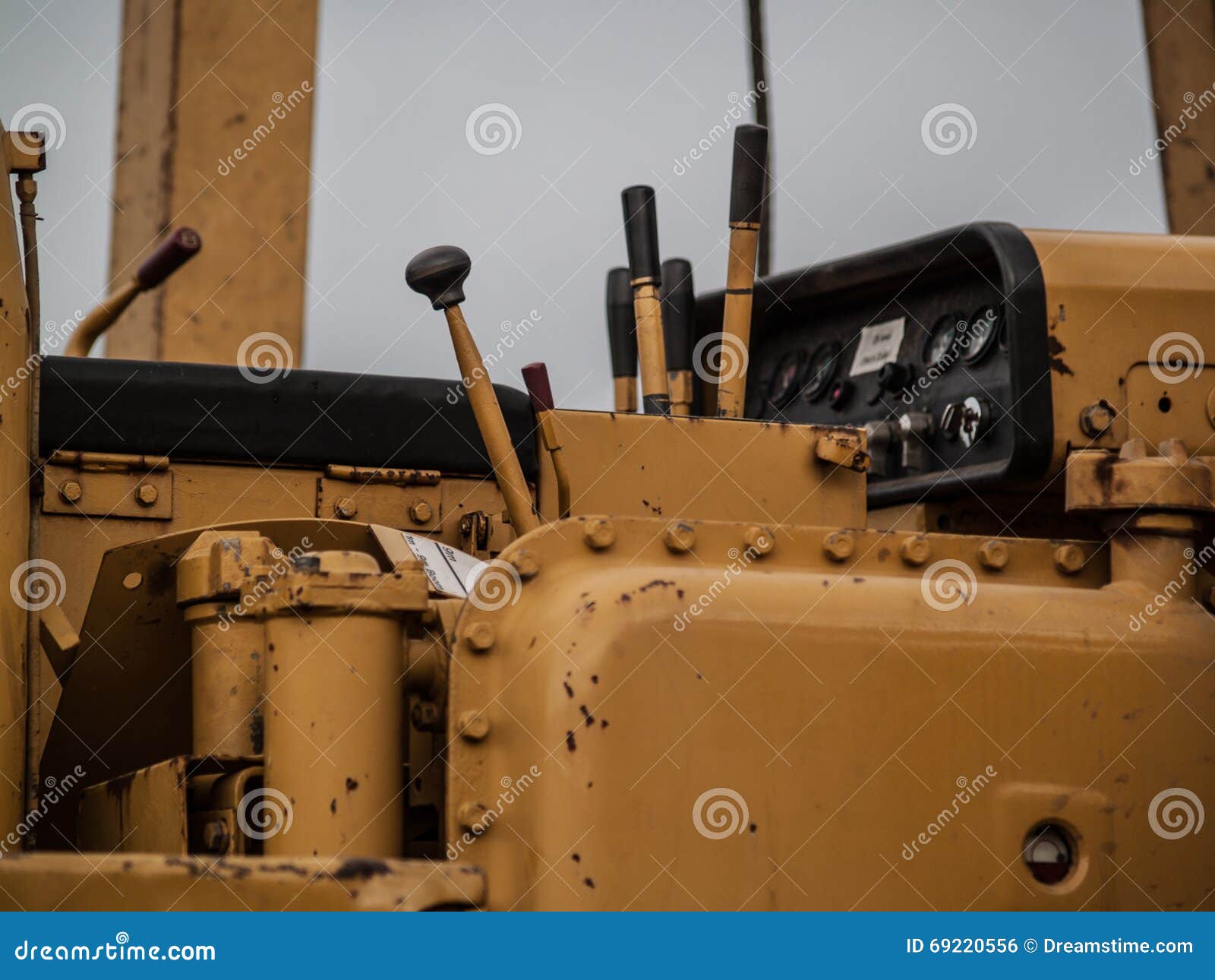Pipe Laying Side Boom Machine Stock Photo - Image of front, pipe: 69220556