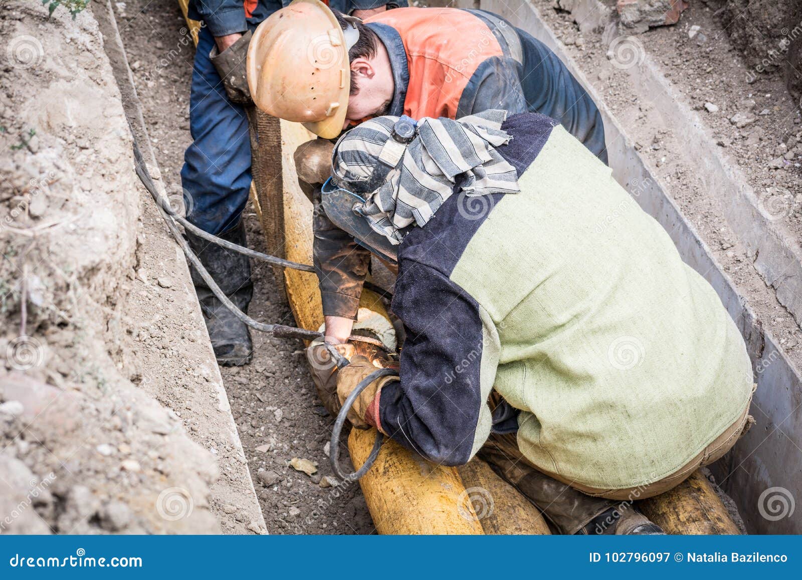 Pipe repair editorial photography. Image of metal, orbital - 102796097
