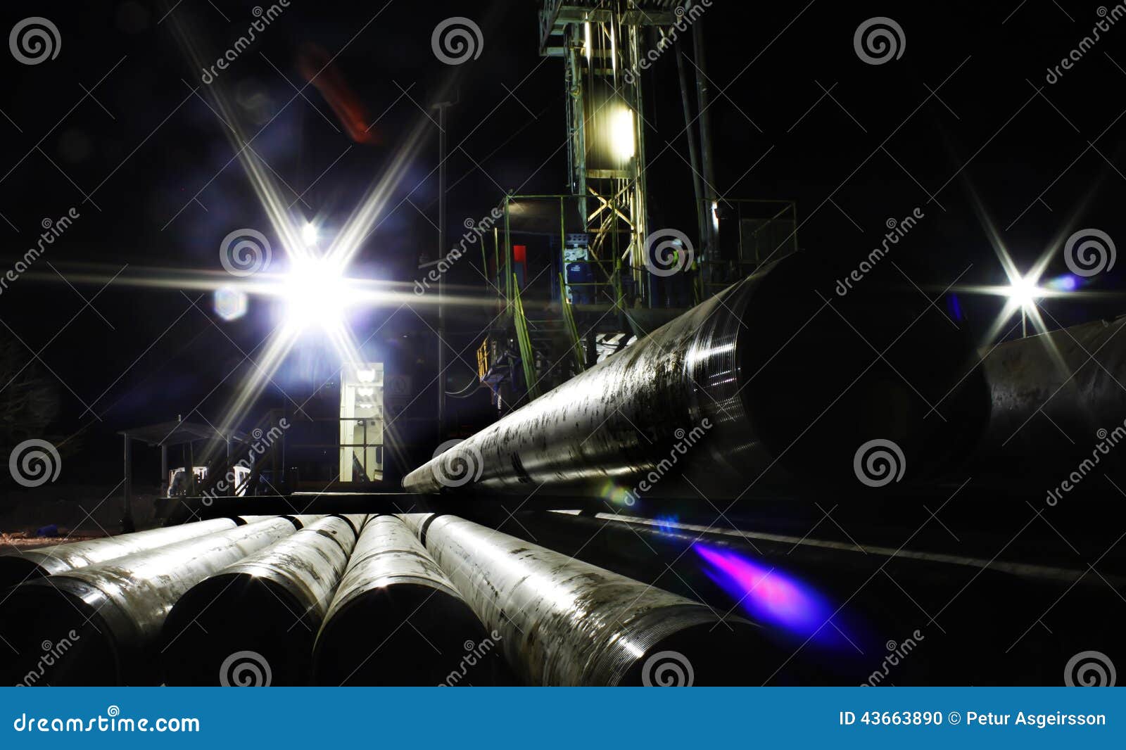 Pipe and rig stock photo. Image of machinery, oiling - 43663890