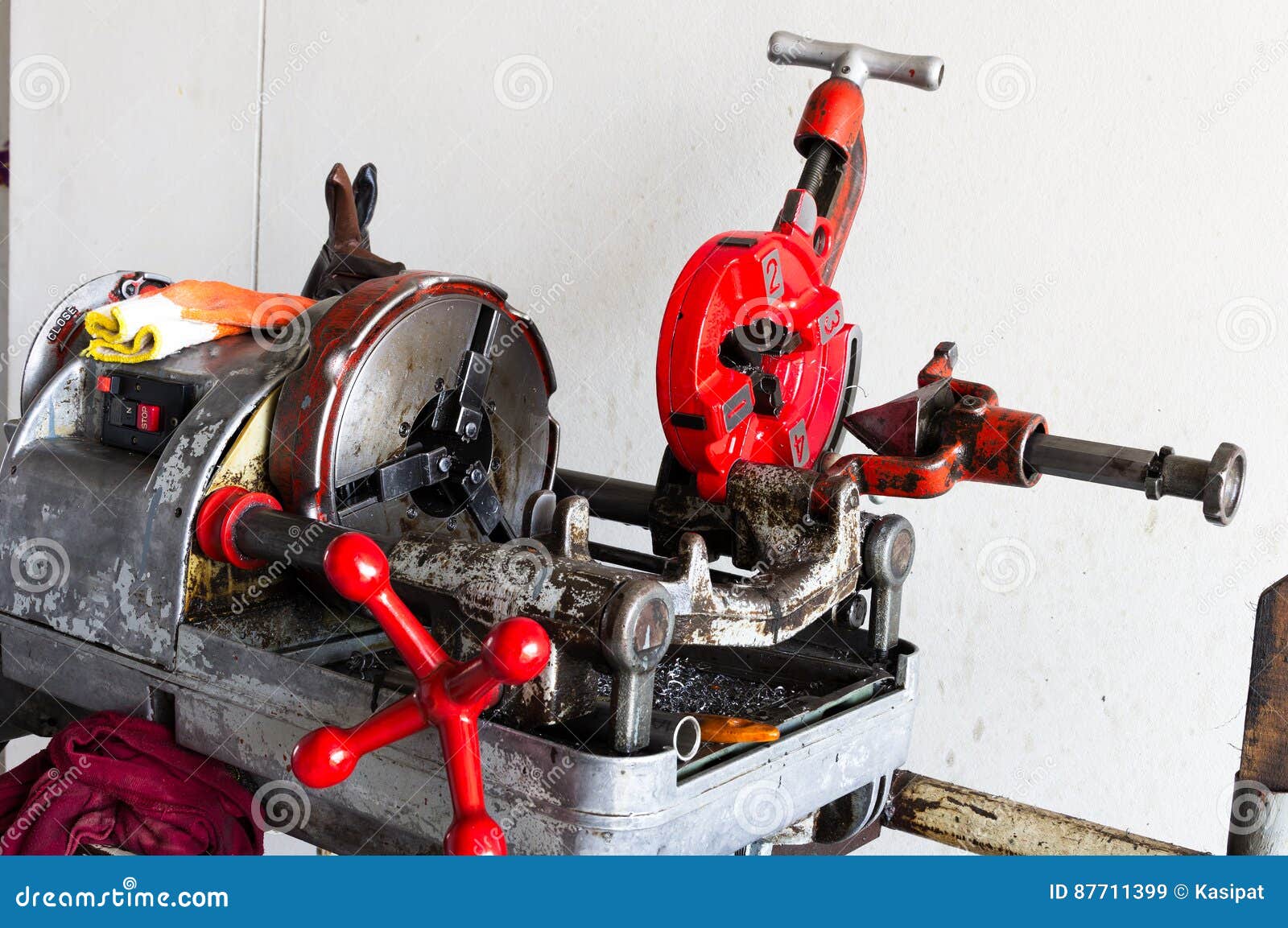 Pipe threading machine stock image. Image of stainless - 87711399