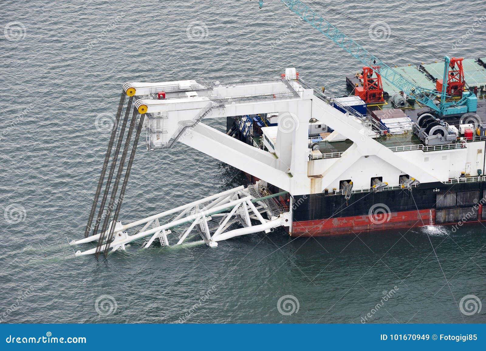 The pipelaying barge stock image. Image of implementation - 101670949