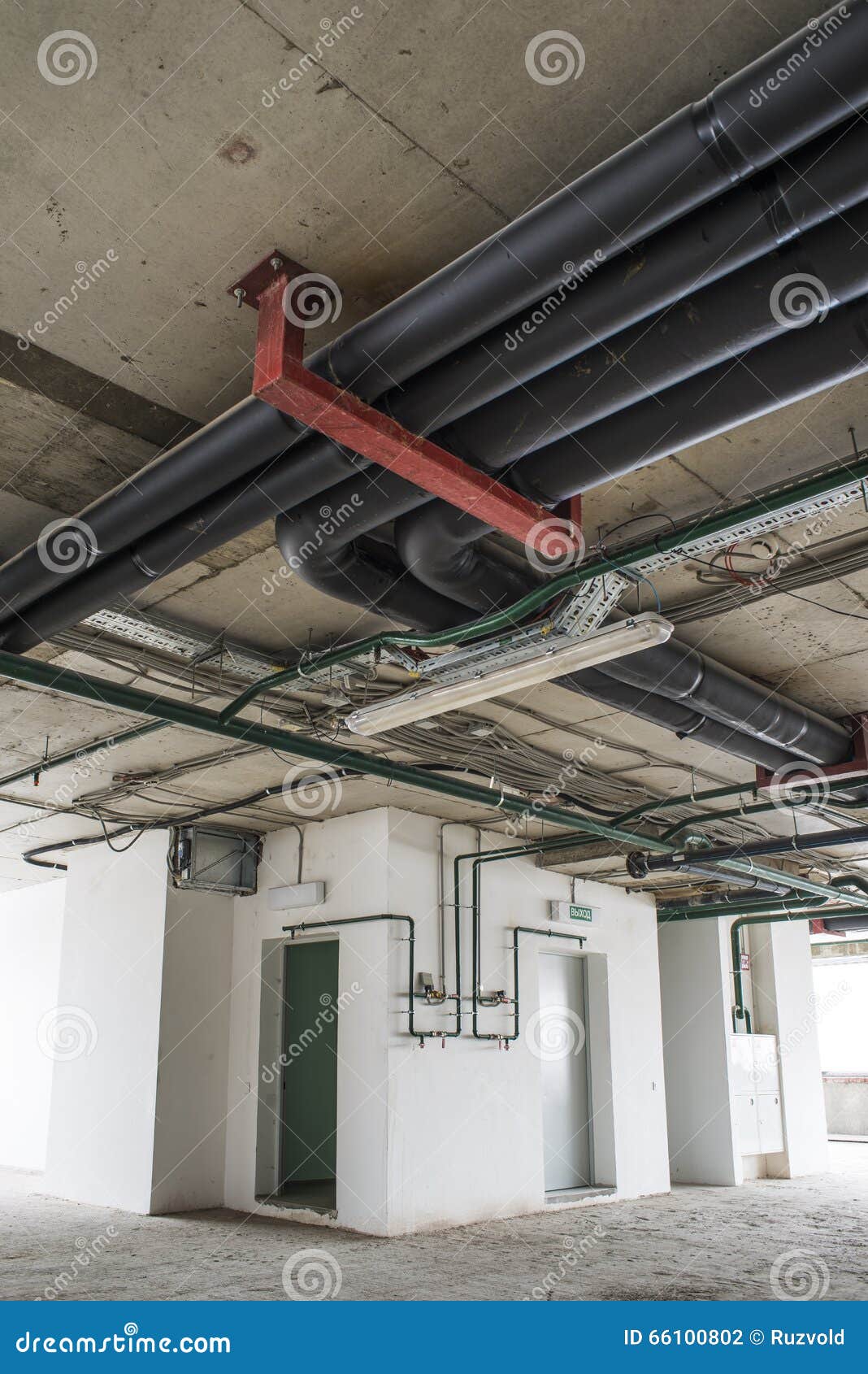 Pipeline on the Ceiling. Interior Under Construction Stock Photo ...