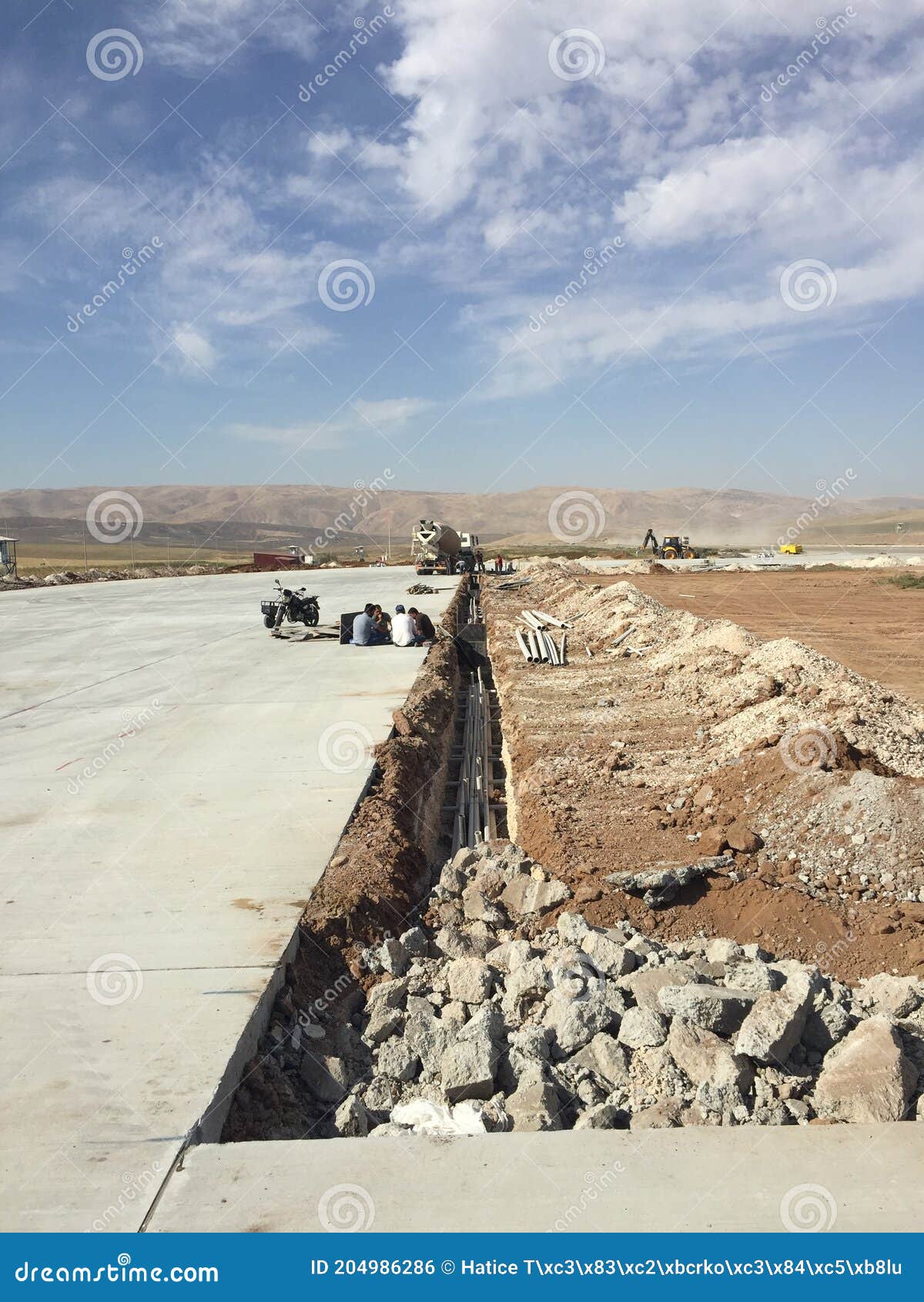 Pipeline Construction in an Empty Great Plain Stock Photo - Image of ...