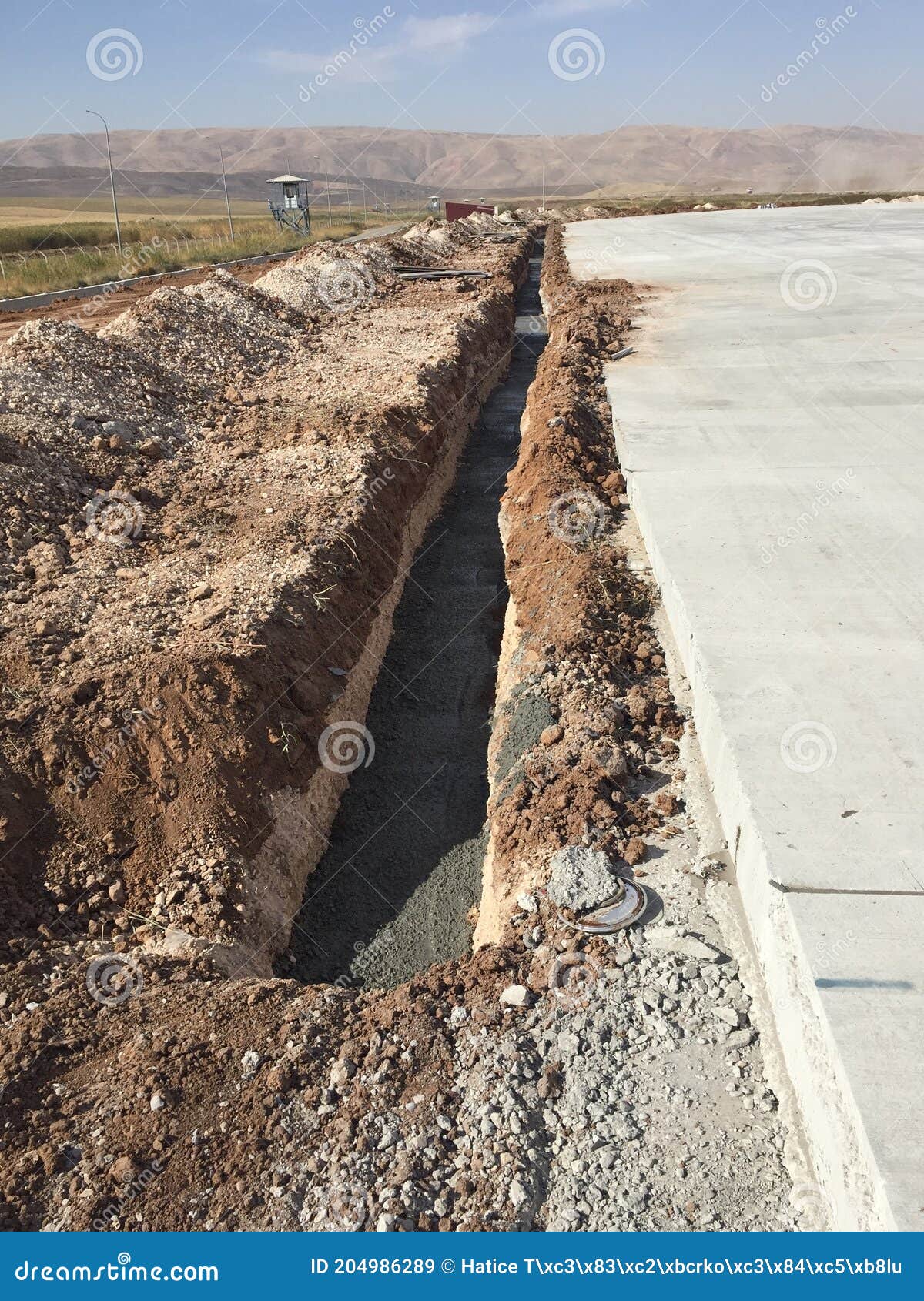 Pipeline Construction in an Empty Great Plain Stock Image - Image of ...