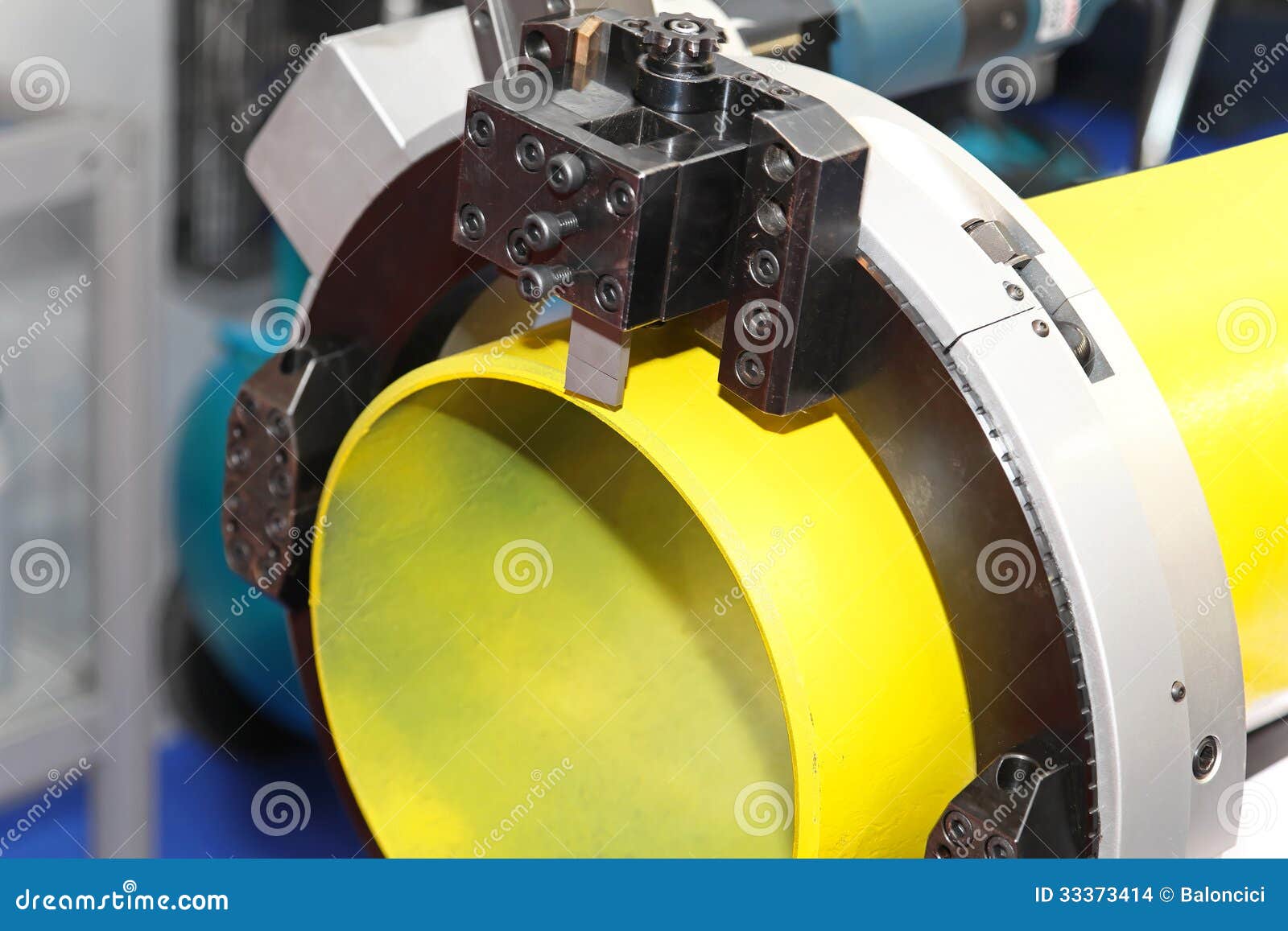 Pipeline cutting stock photo. Image of tools, pipeline - 33373414