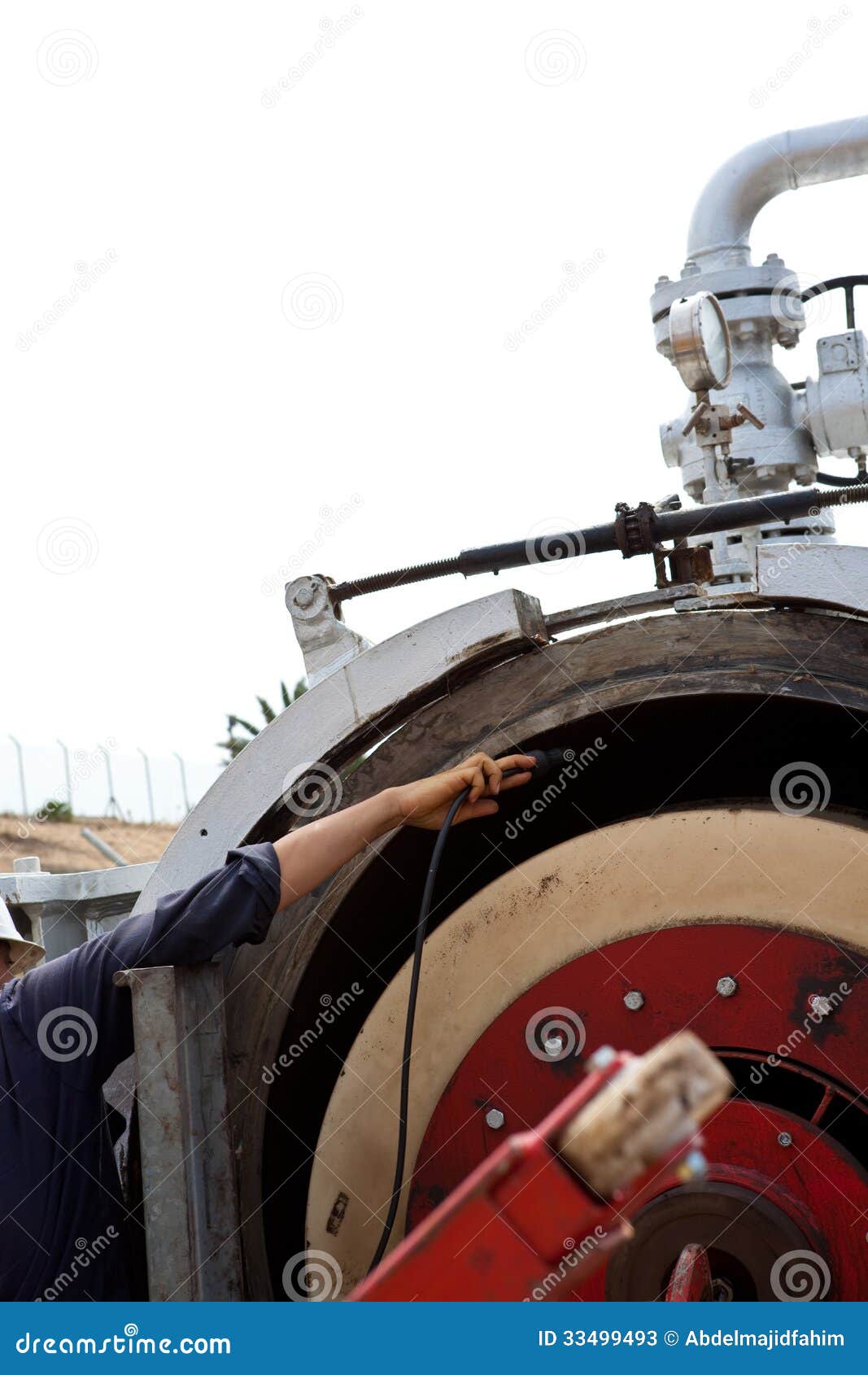 Pipeline pig cleaner stock image. Image of line, analyse - 33499493