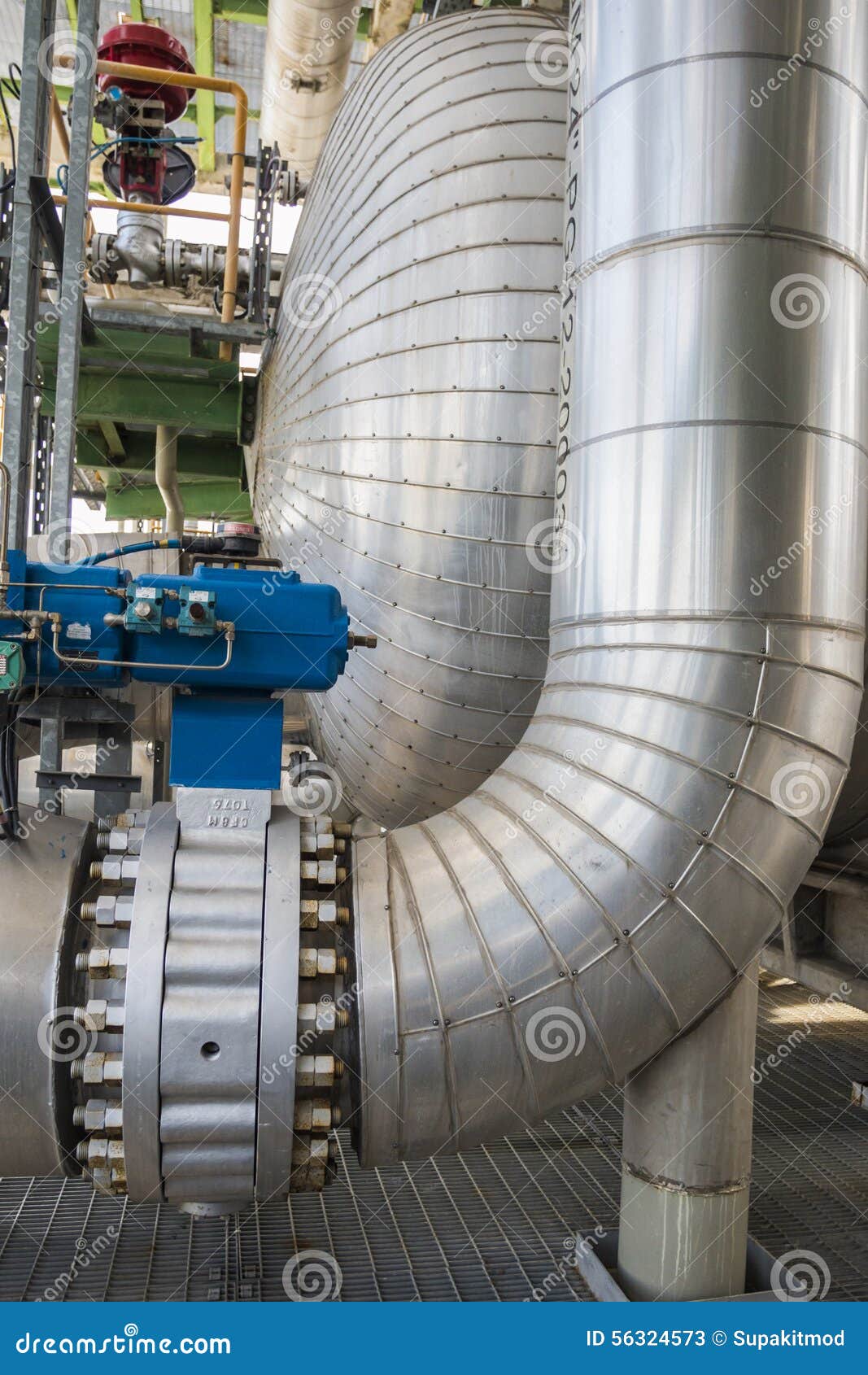 Pipeline in Refining Factory Stock Image - Image of industrial ...