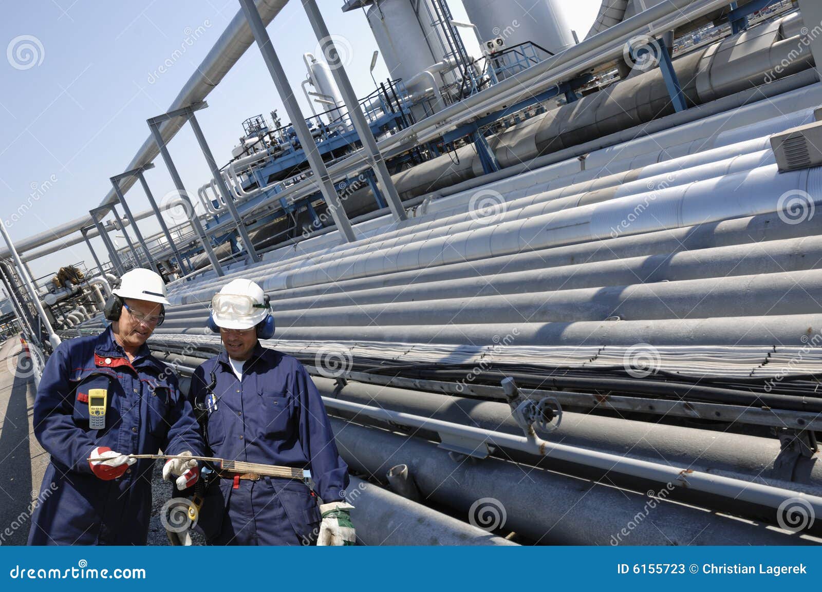 Pipelines and engineering stock image. Image of construction - 6155723