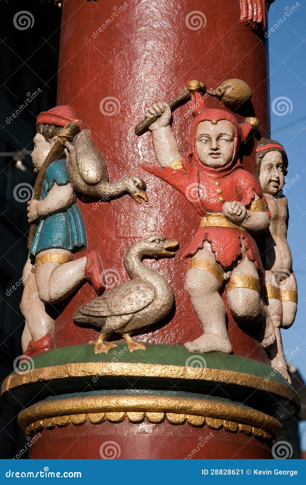 Piper Statue, Bern stock image. Image of detail, religion - 28828621