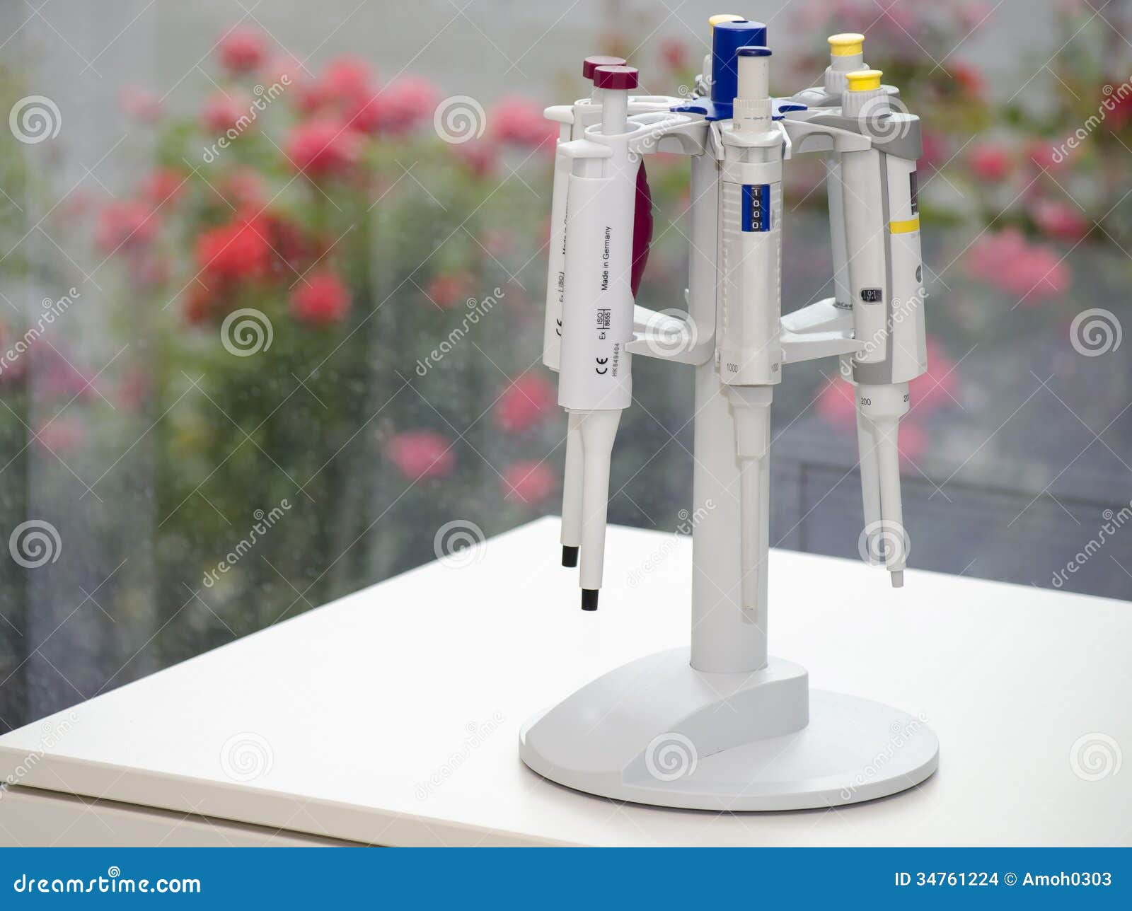 Pipette - Outils De Laboratoire Photo stock - Image du chimie, matériel ...