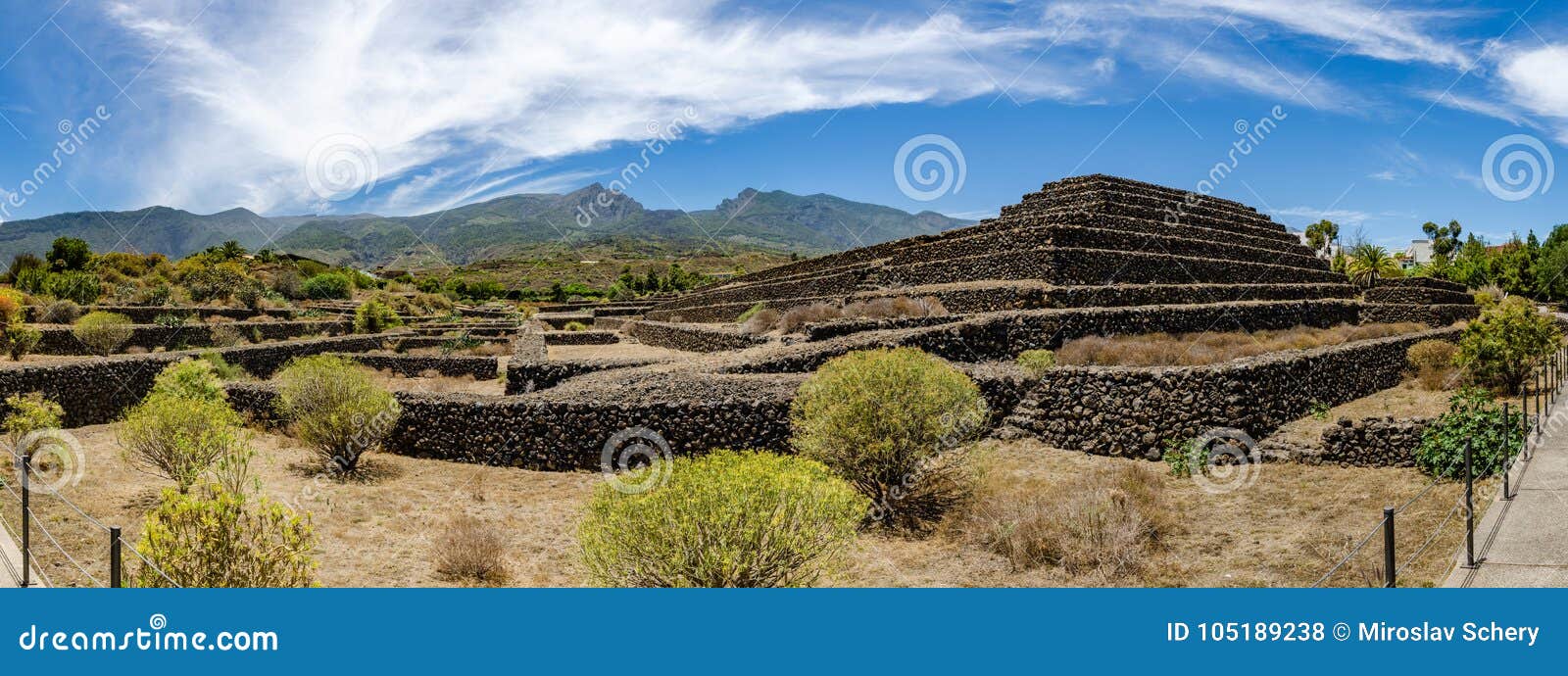 Guimar Fotos De Stock - Descarga 213 Fotos Libres de Derechos