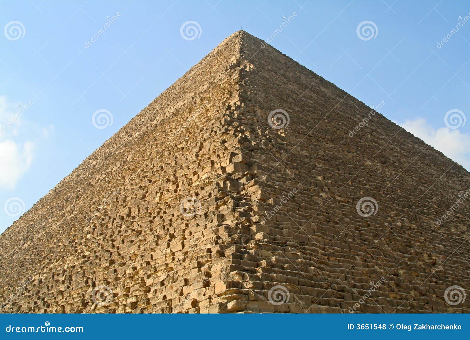 Pirâmide foto de stock. Imagem de arqueologia, sunlight - 3651548