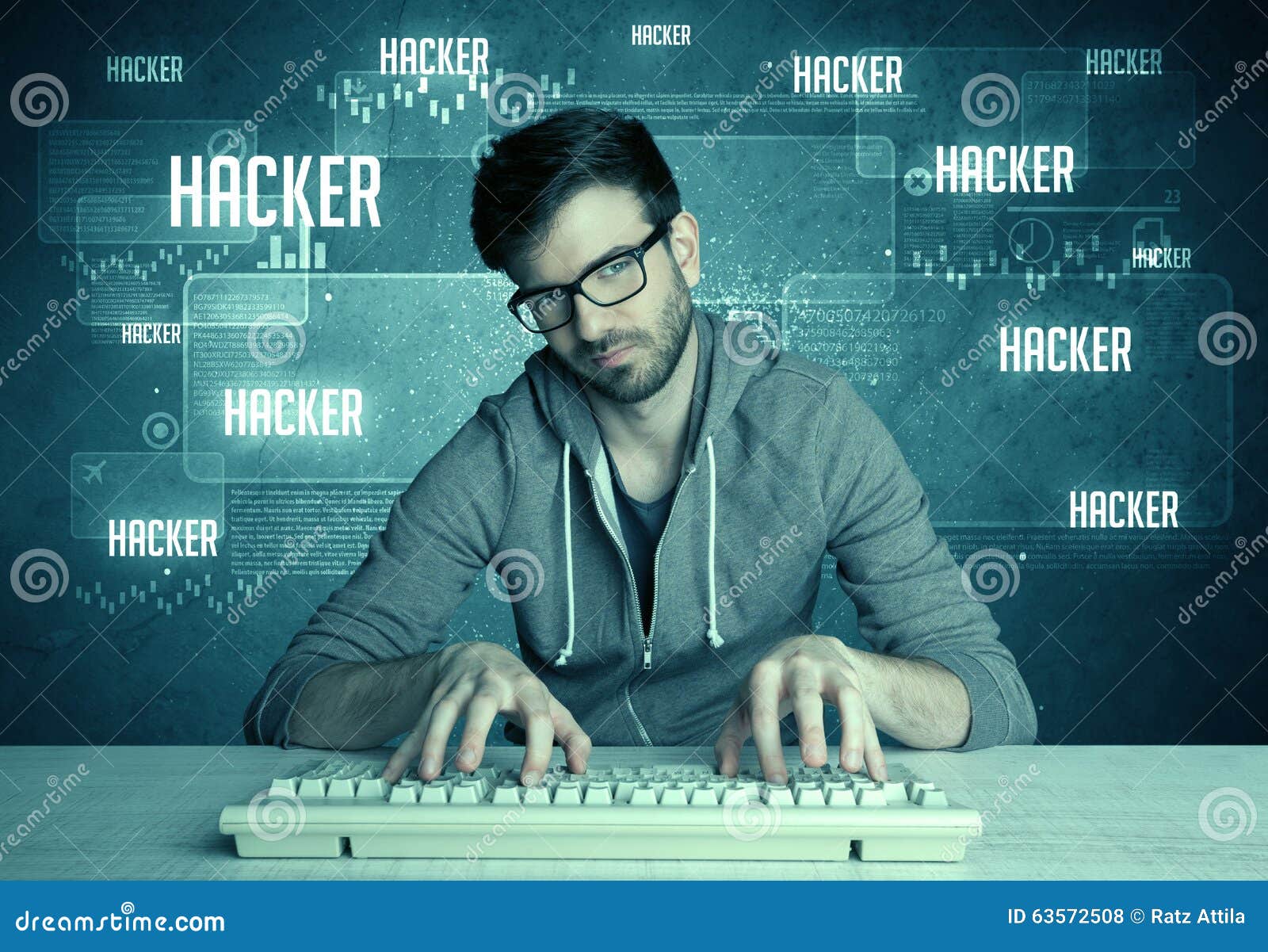 Pirate Informatique Avec Le Clavier Et Les Verres Photo stock - Image ...
