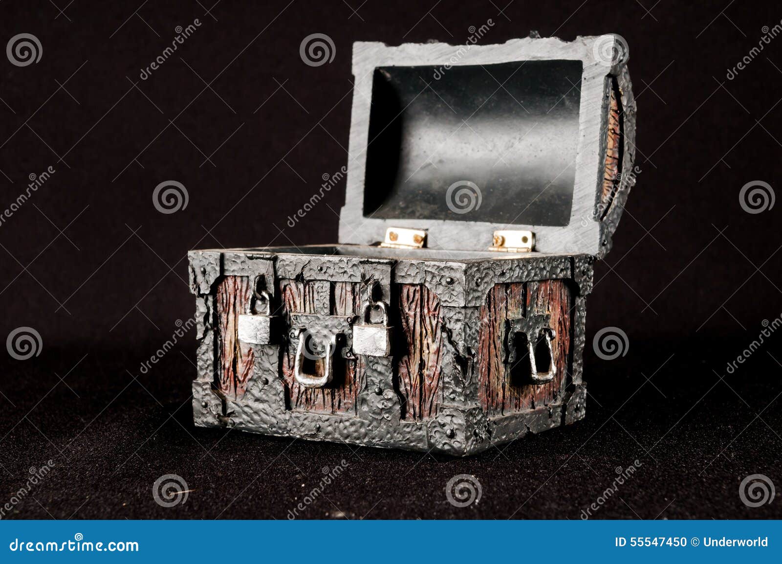 Pirate s Trunk stock photo. Image of trunk, vintage, treasure - 55547450