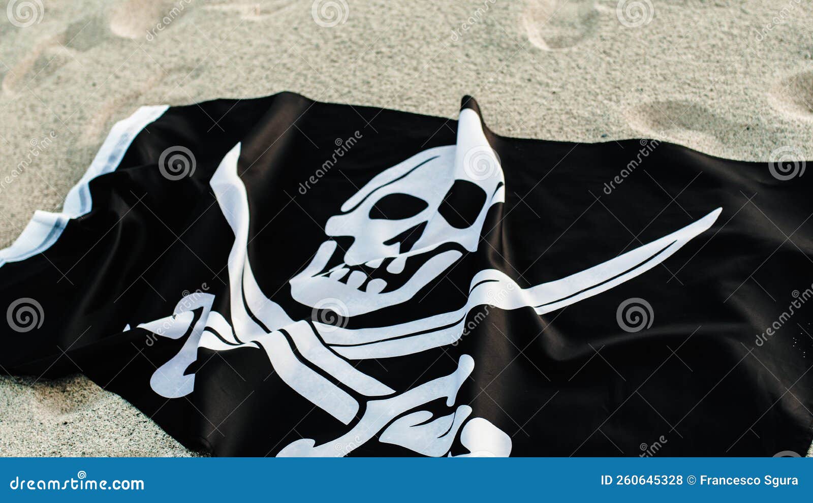 Pirates Flag Stock Photo | CartoonDealer.com #23619732