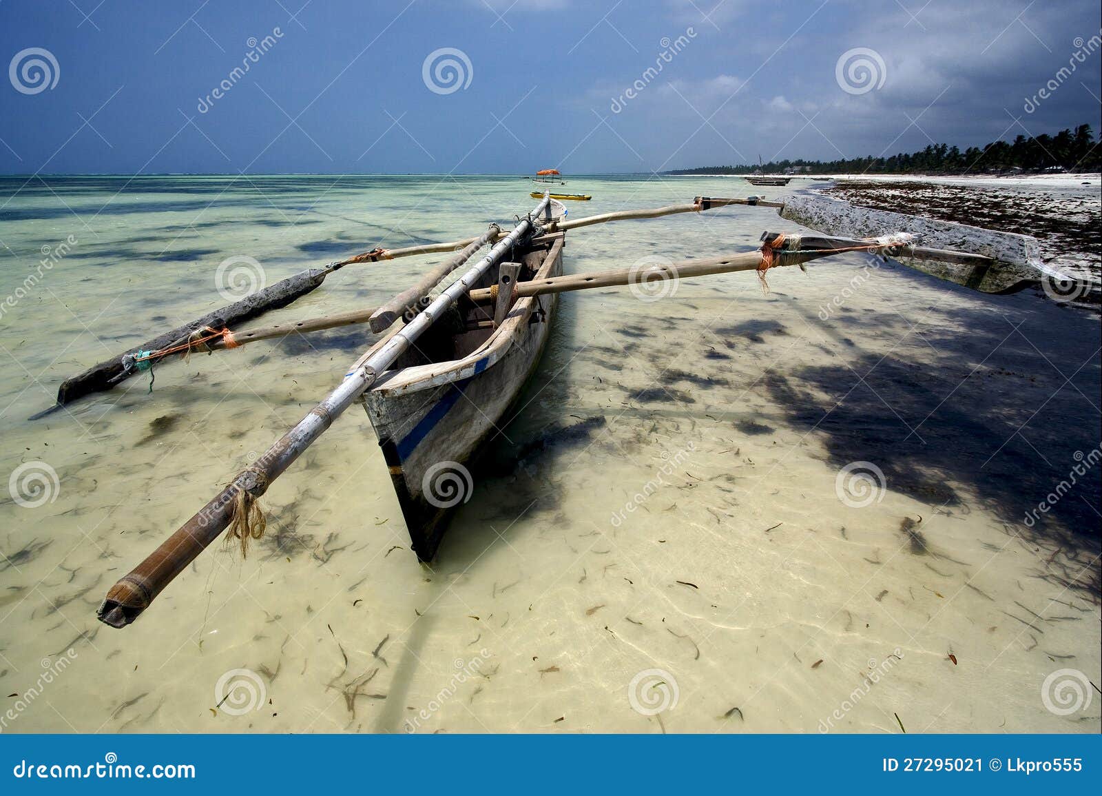 Piroga and zanzibar stock image. Image of black, colors - 27295021