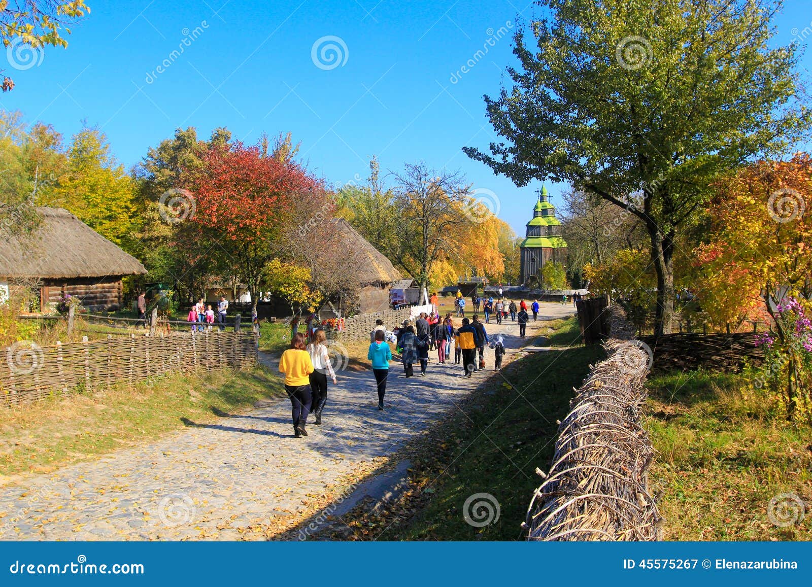 Pirogovo in autumn editorial photography. Image of traditional - 45575267