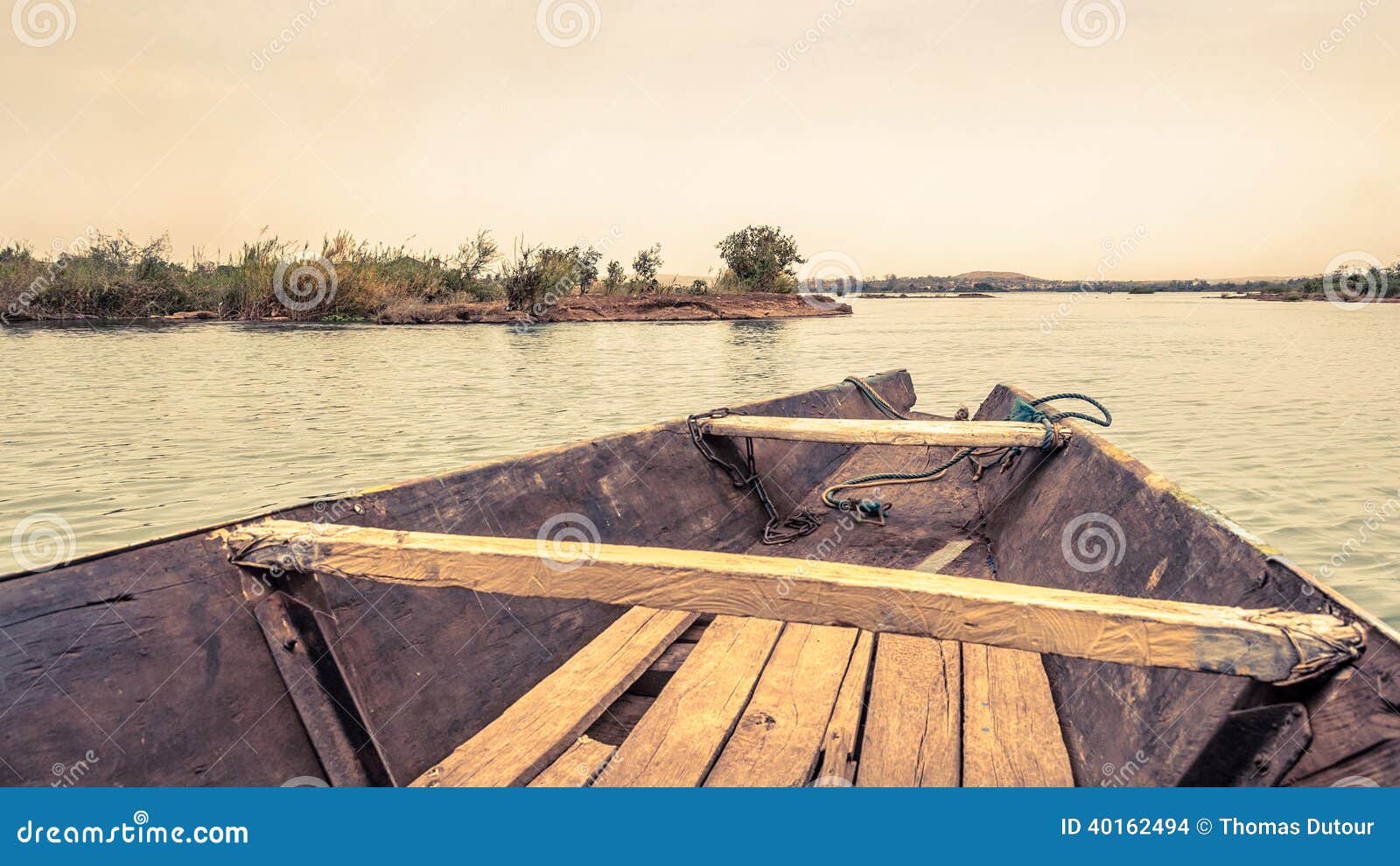 Pirogue Sur Niger River Au Mali Photo stock - Image du delta, course ...