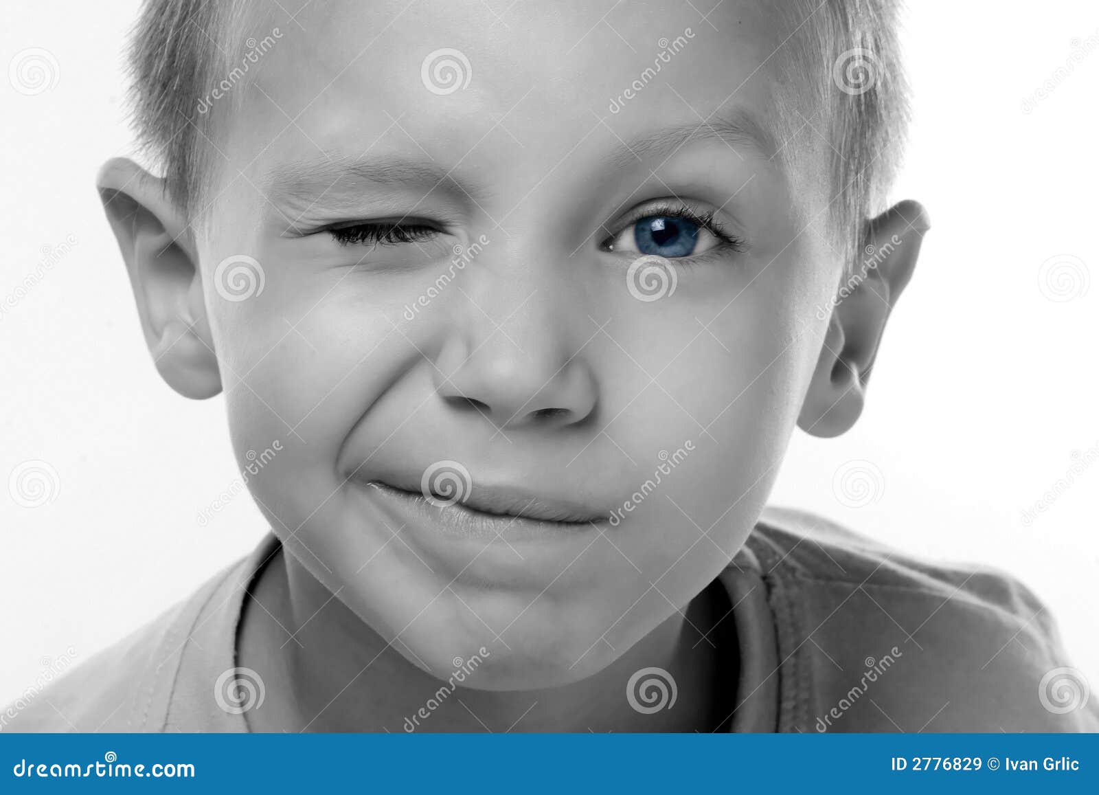 Piscar imagem de stock. Imagem de infância, olho, riso - 2776829