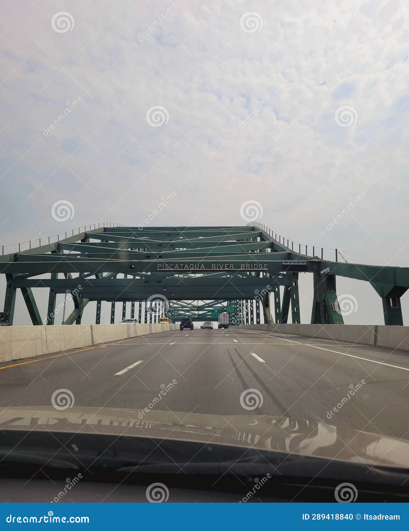 Piscataqua river bridge stock photo. Image of highway - 289418840