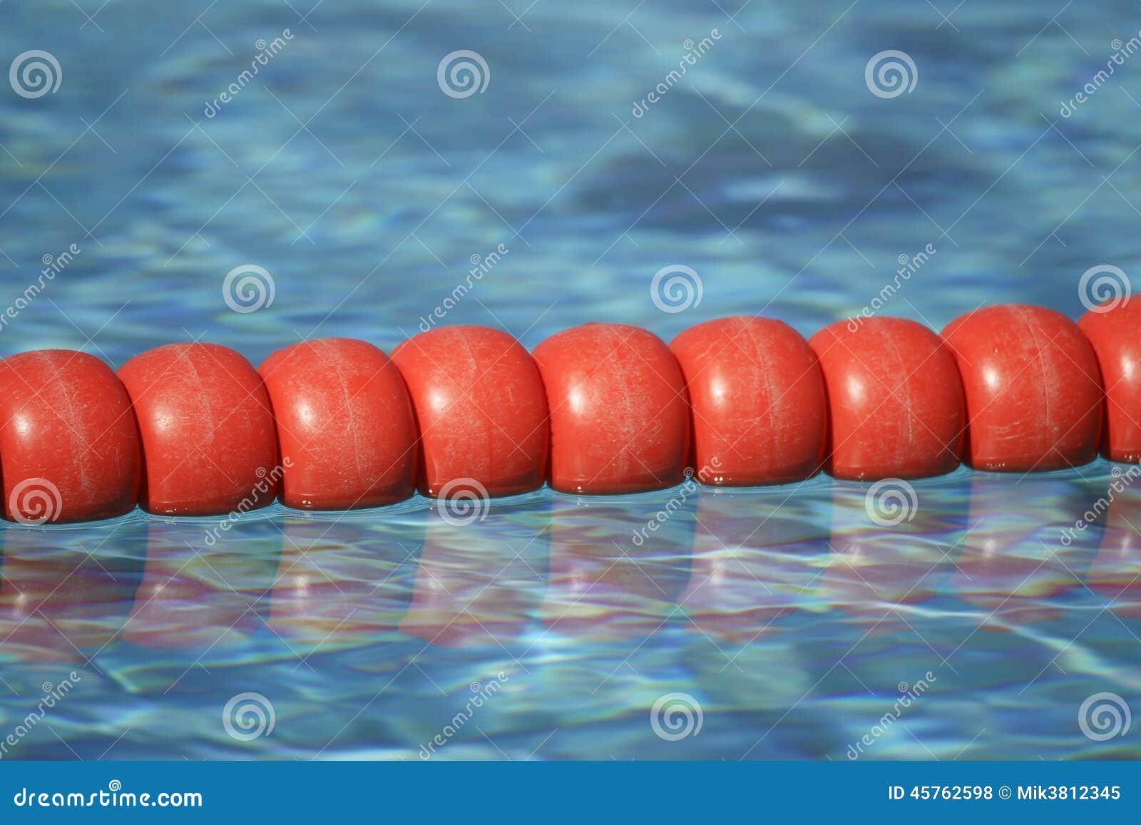 Piscina de la boya foto de archivo. Imagen de emergencia - 45762598