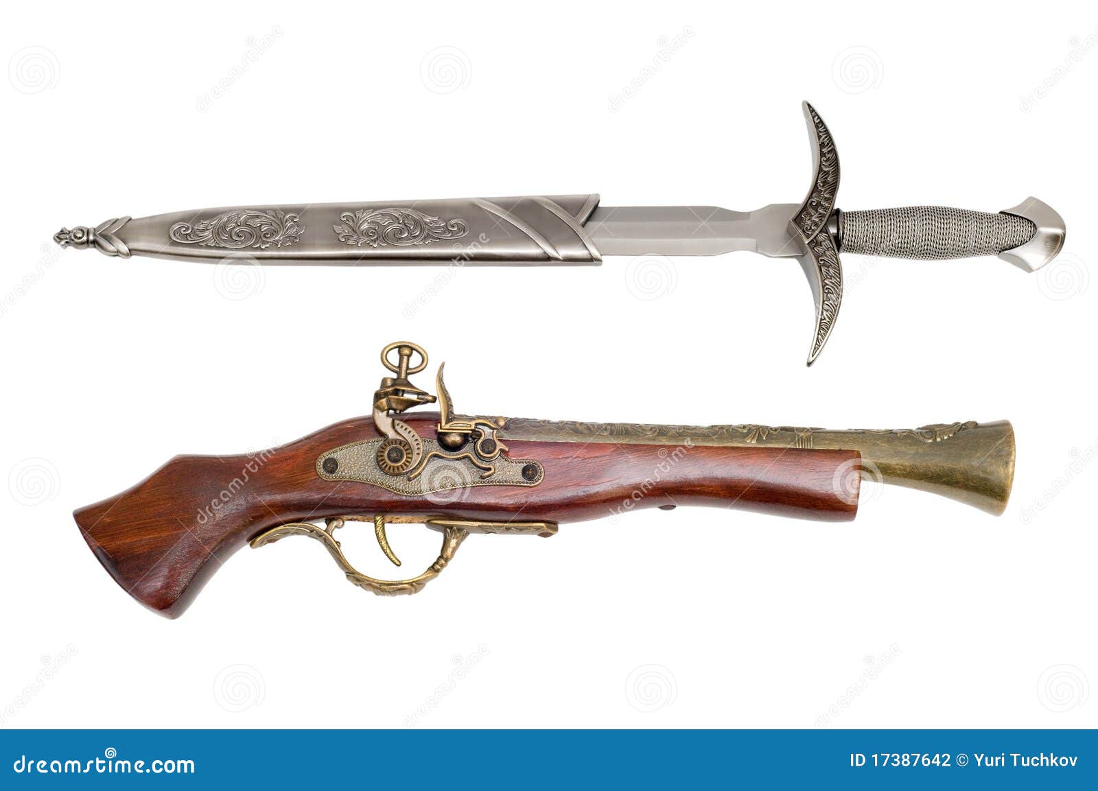 Pistol and dagger stock photo. Image of poniard, antiquities - 17387642