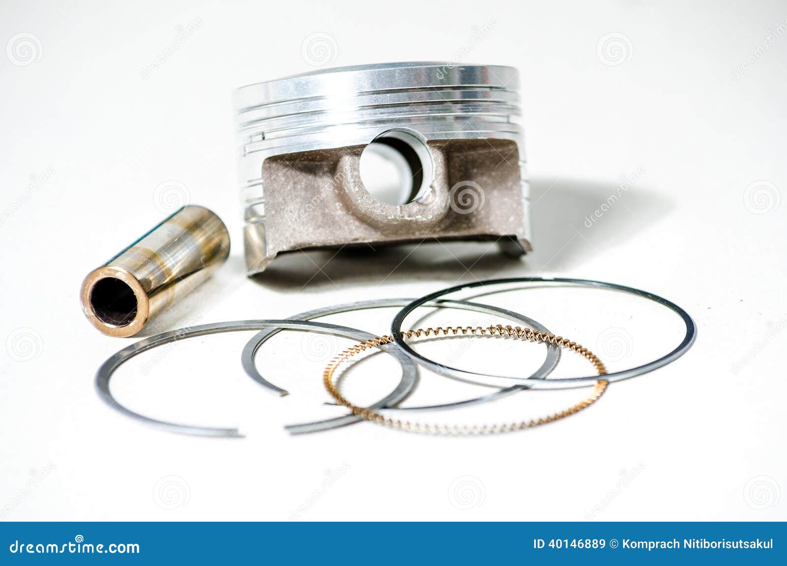 Piston and set of ring stock image. Image of polish, bearings - 40146889