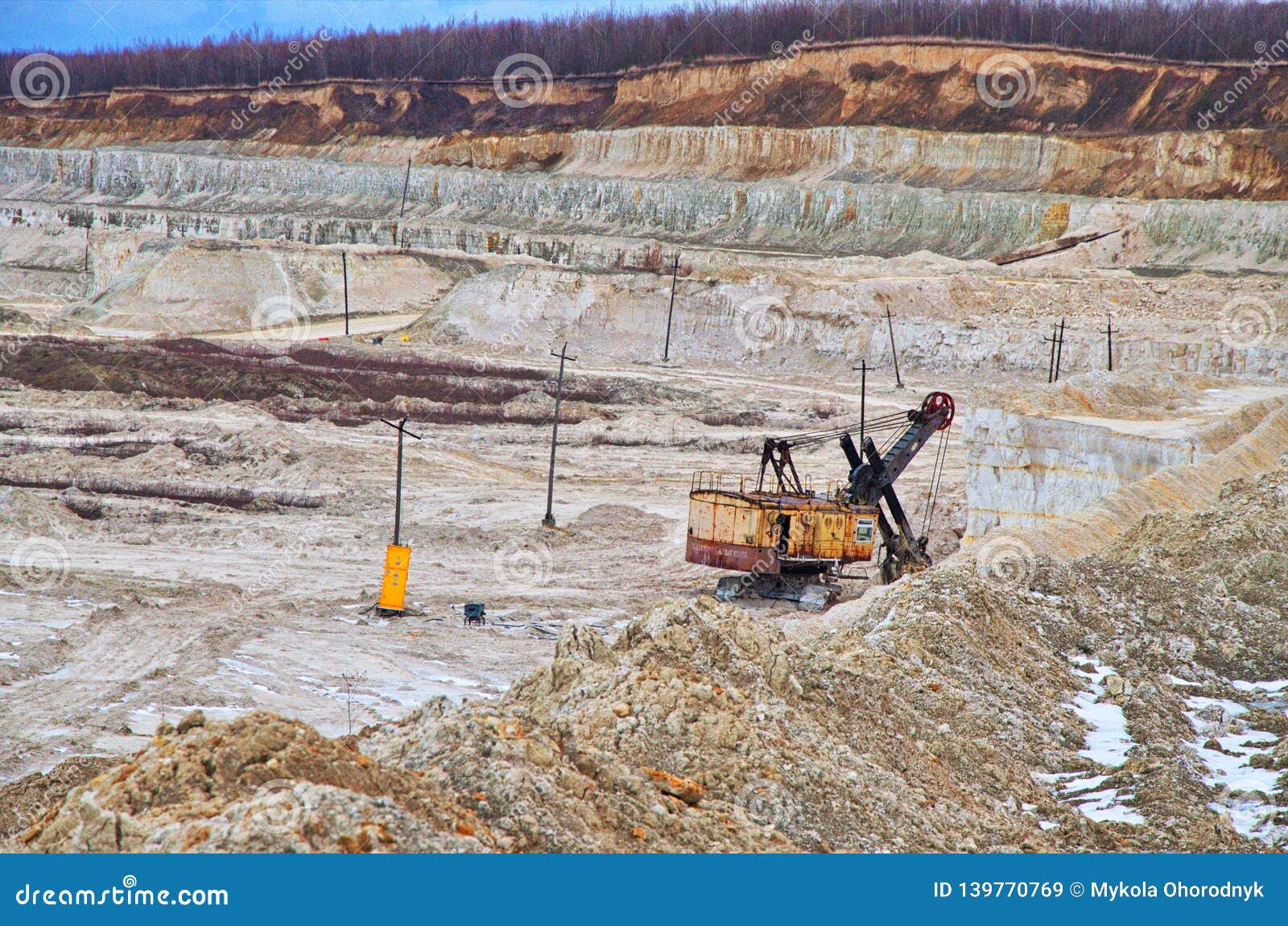Pit for Extraction of Chalk Stock Image - Image of cosmos, industry ...